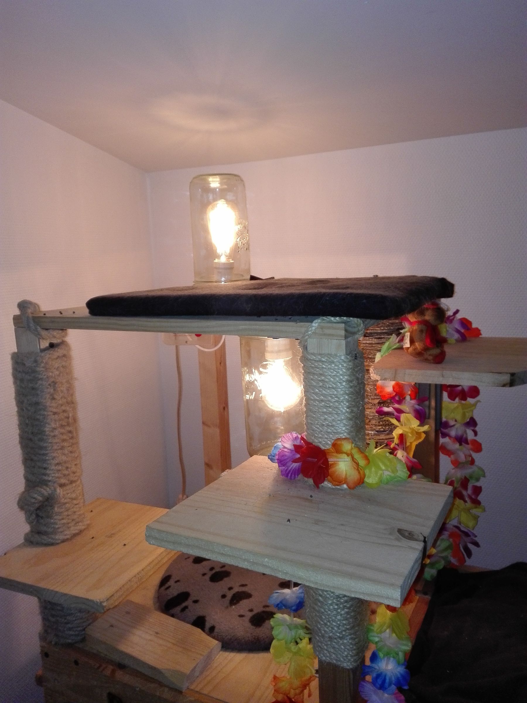Build a Very Tall, and Sturdy Cat Tree : 8 Steps (with Pictures ...