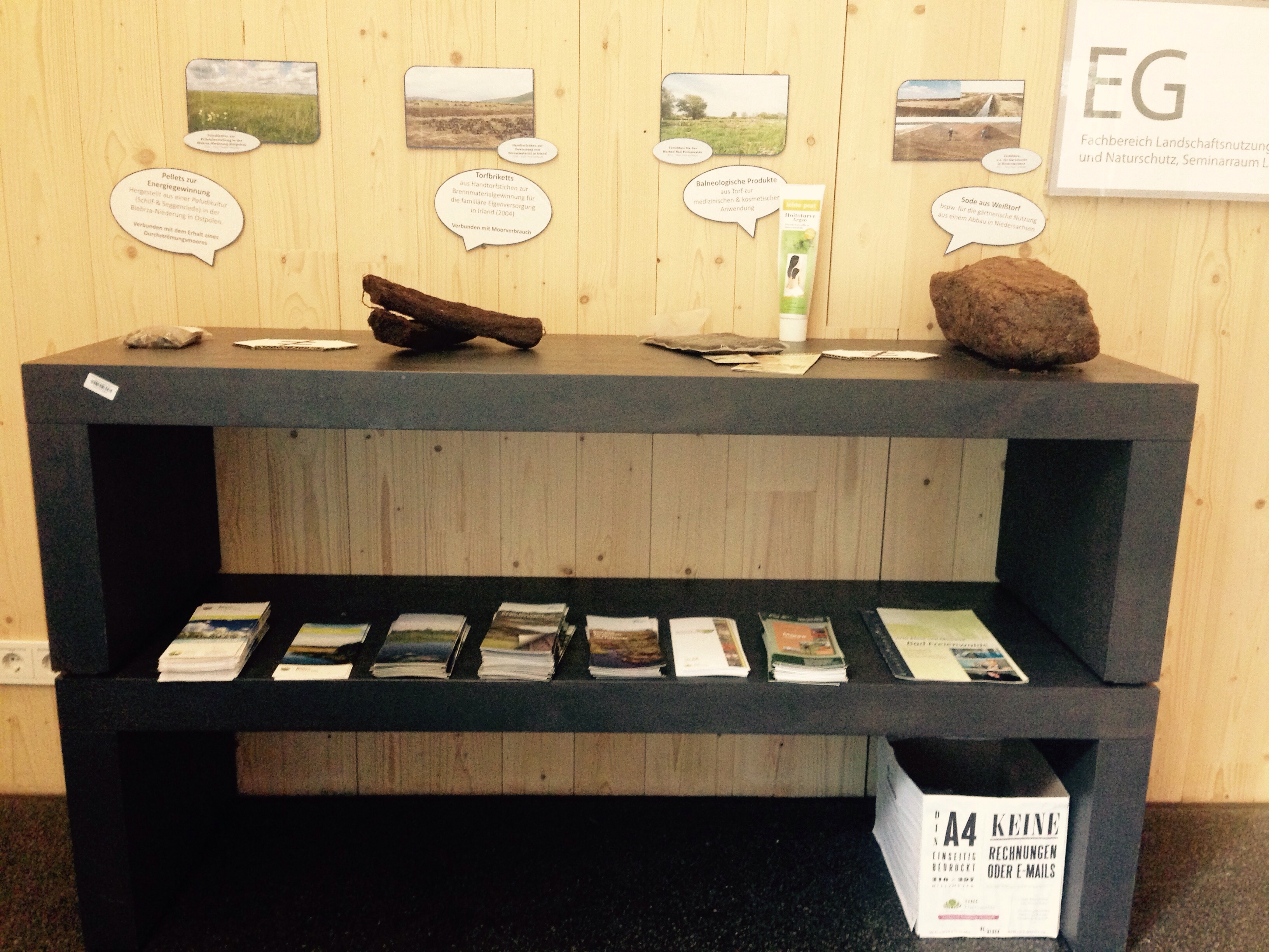 Build Reusable Scientific Exhibition Displays With Roof Battens // WOOD ...