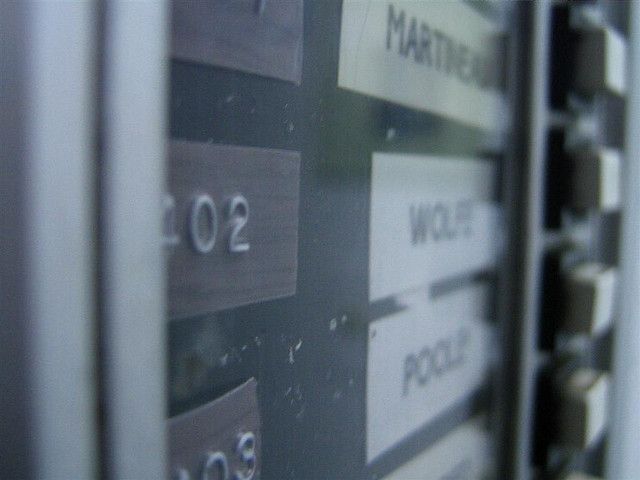 Apartment Buzzer- Automatic Entry With Elastix IVR : 10 Steps ...