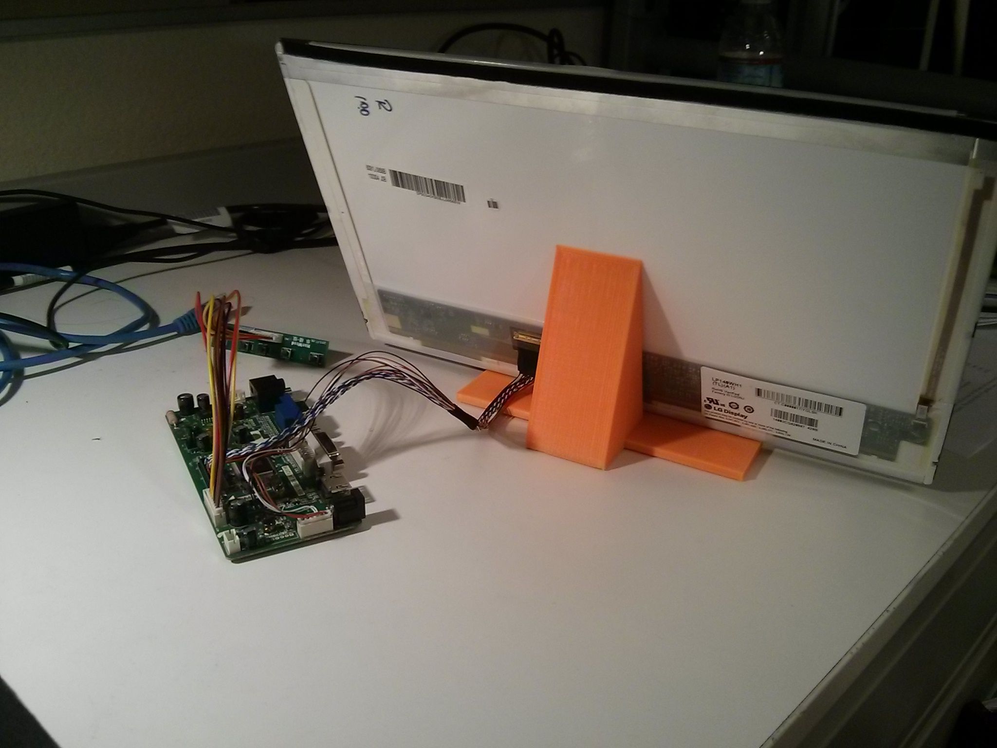 Old Laptop Screen Into Monitor : 6 Steps (with Pictures) - Instructables