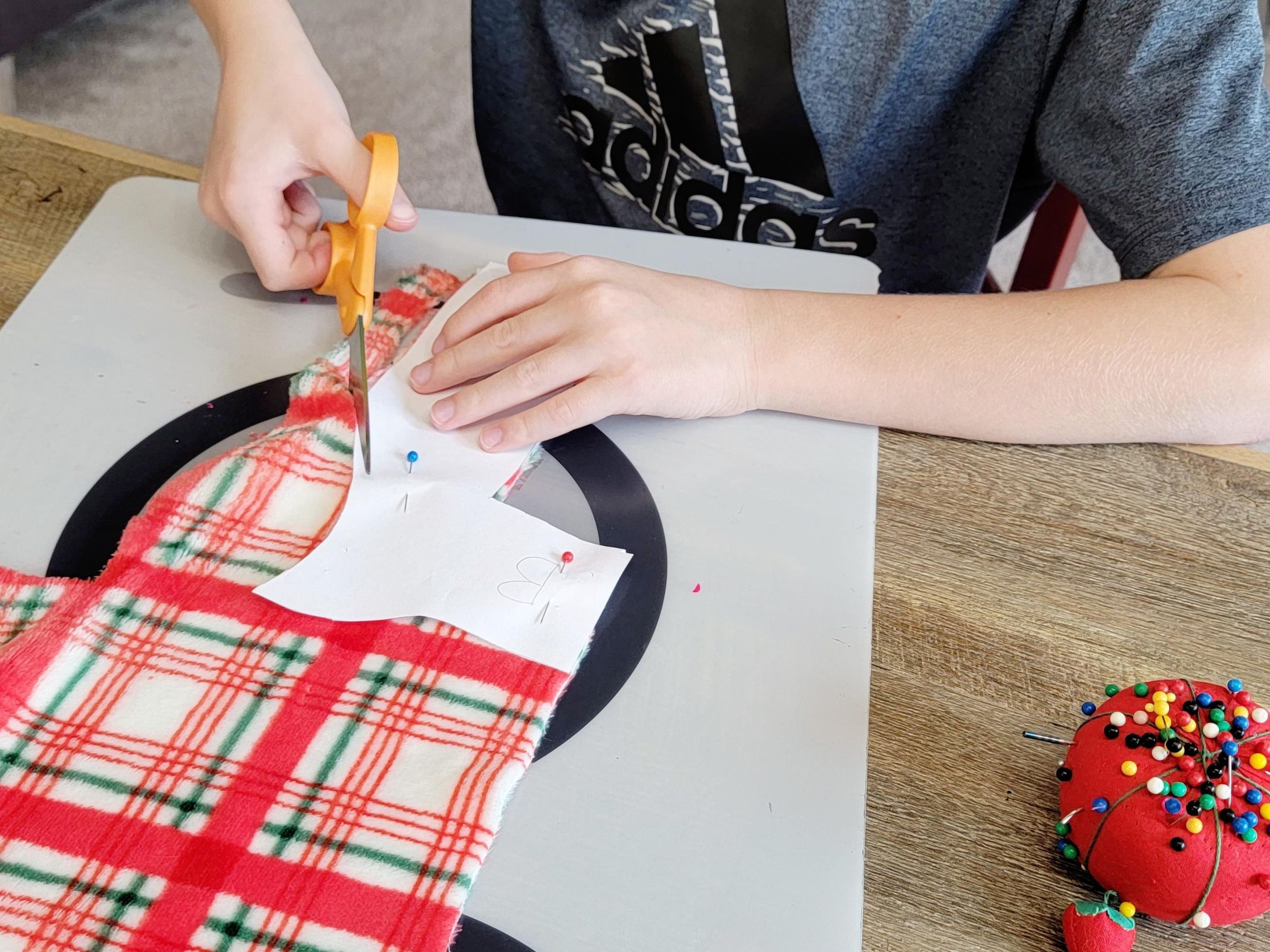 Quick-Sew Snuggly Doll/Elf Robe : 5 Steps (with Pictures) - Instructables