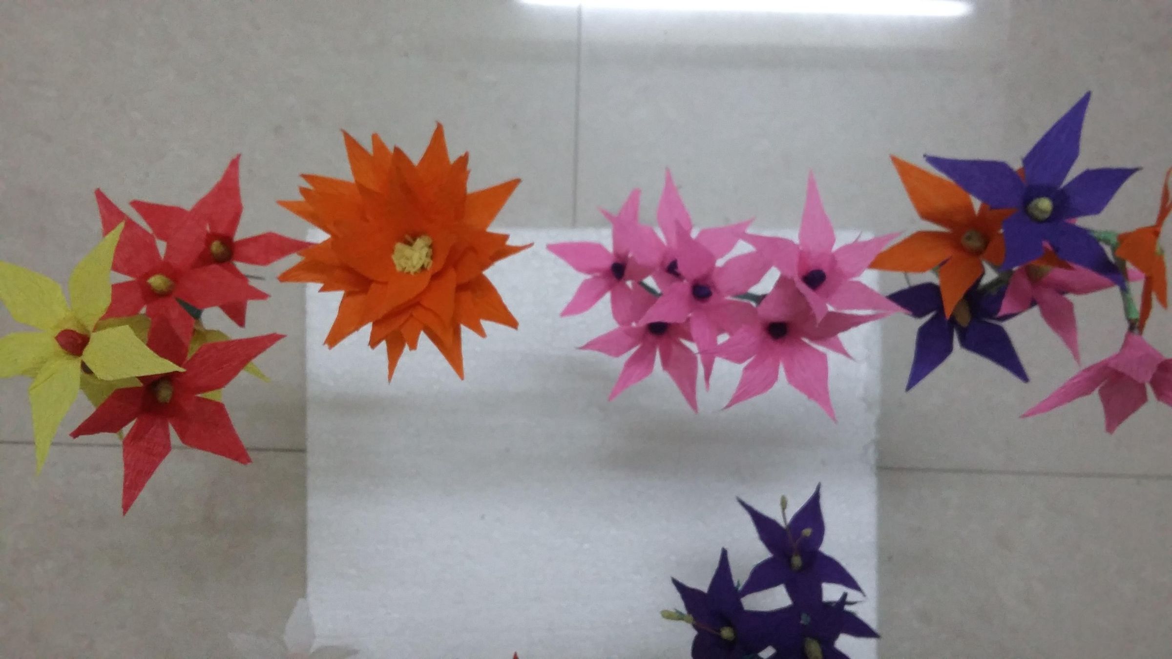 Beautiful Paper Flowers : 9 Steps (with Pictures) - Instructables