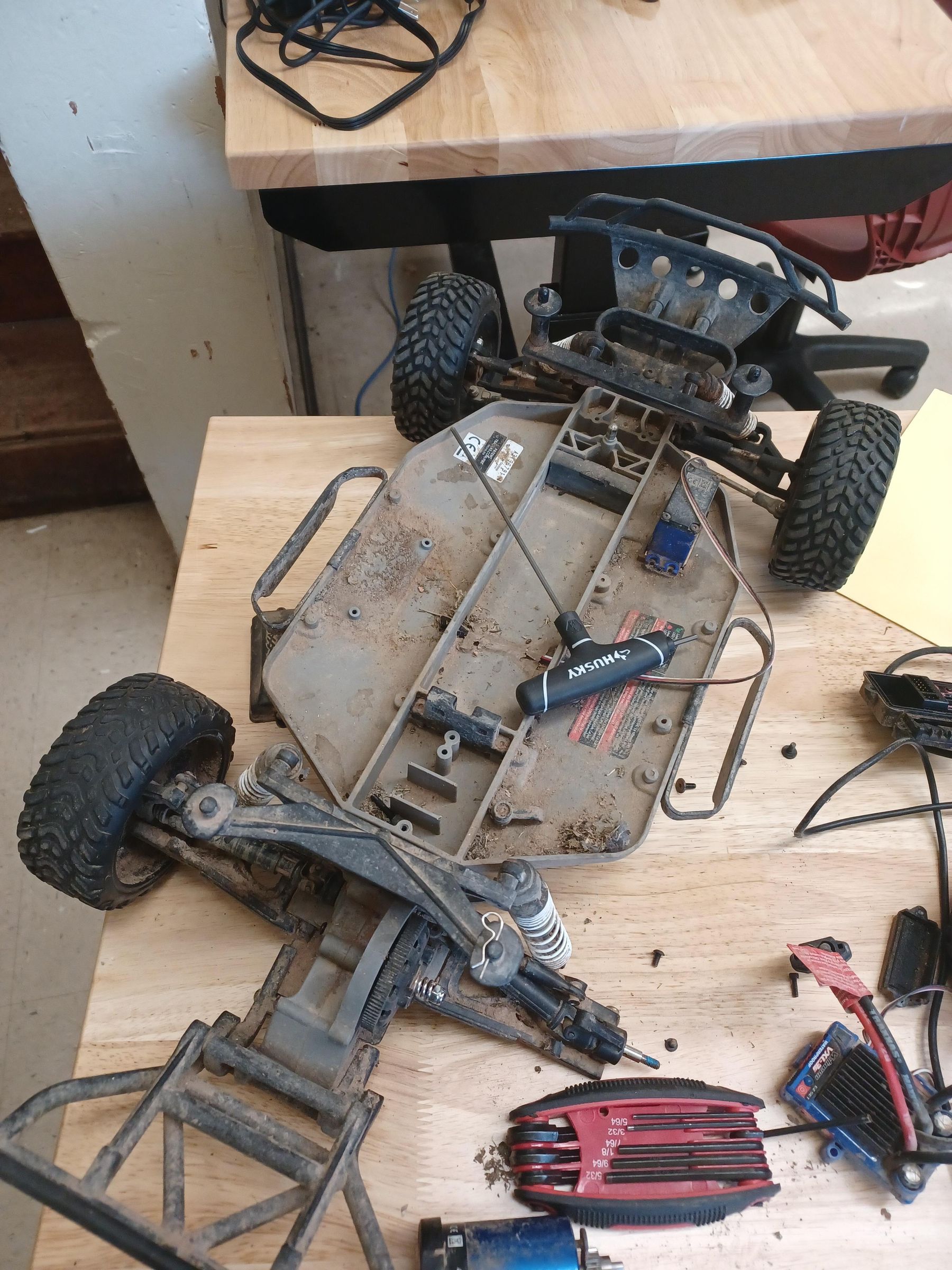 Restore a Junked-up RC Car (Part 1) : 6 Steps - Instructables