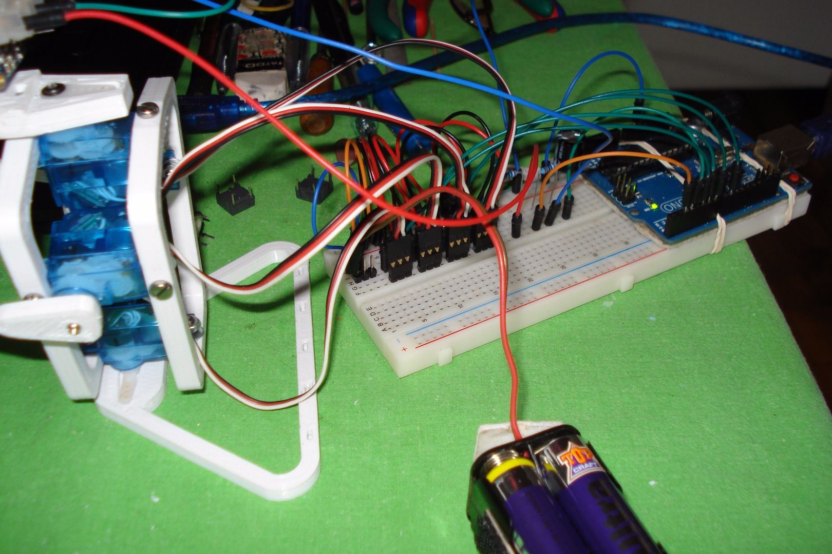 How to Make a Mobile Phone and Computer Controlled 3D Printed Robot ...