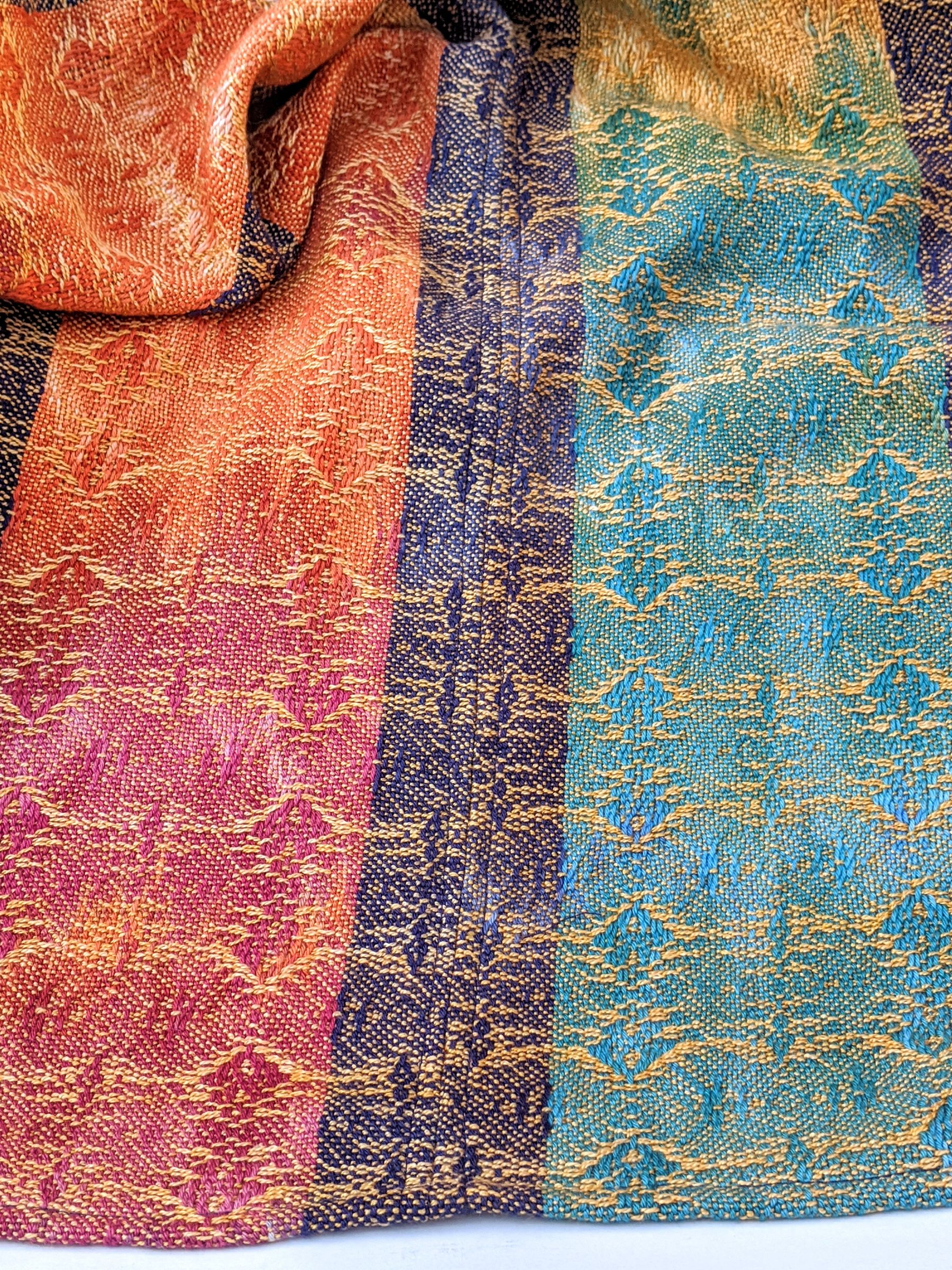 Quick and Beautiful Poncho : 7 Steps (with Pictures) - Instructables