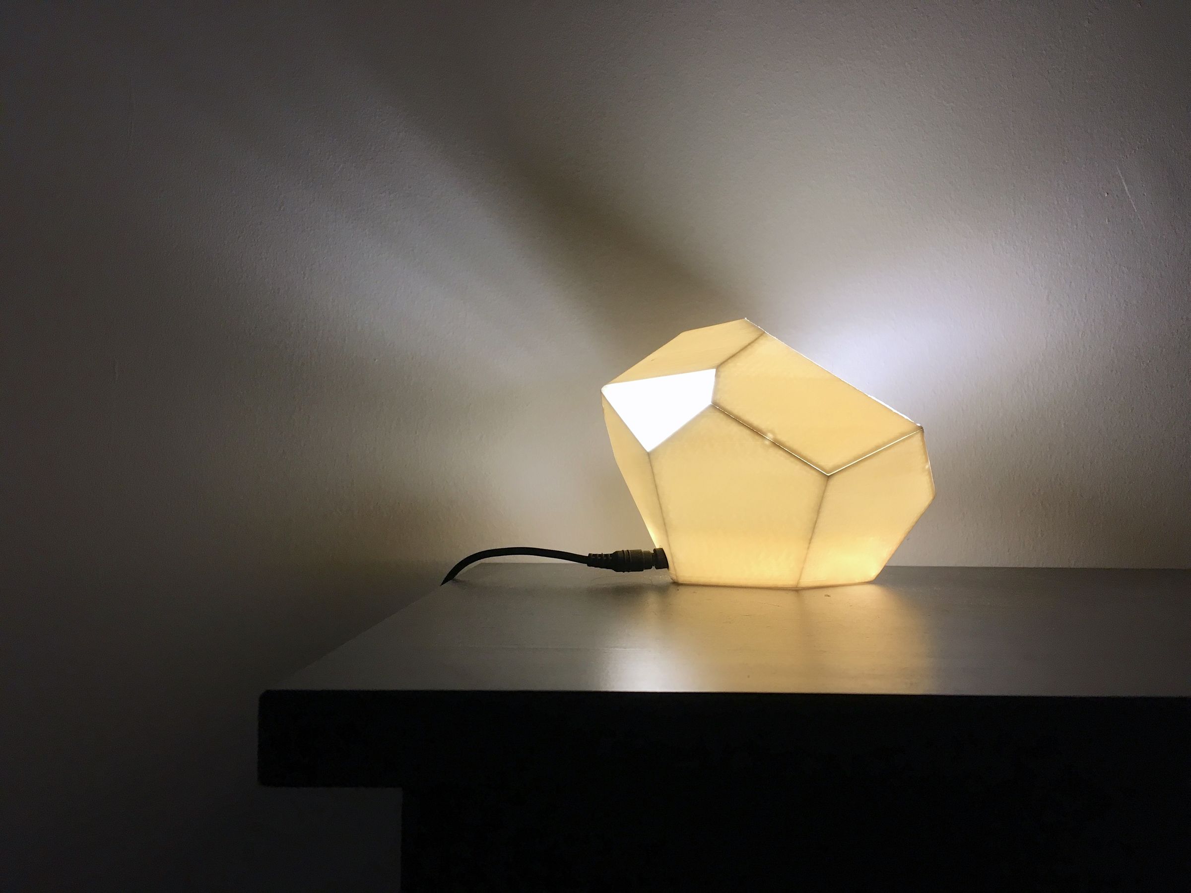 Low-Poly Geometric Lamp : 16 Steps (with Pictures) - Instructables