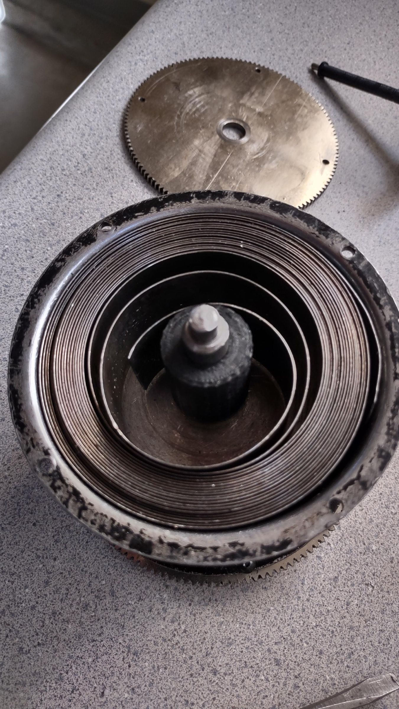 Antique Phonograph Spring Motor Restoration Using 3D Printed Parts : 4 ...