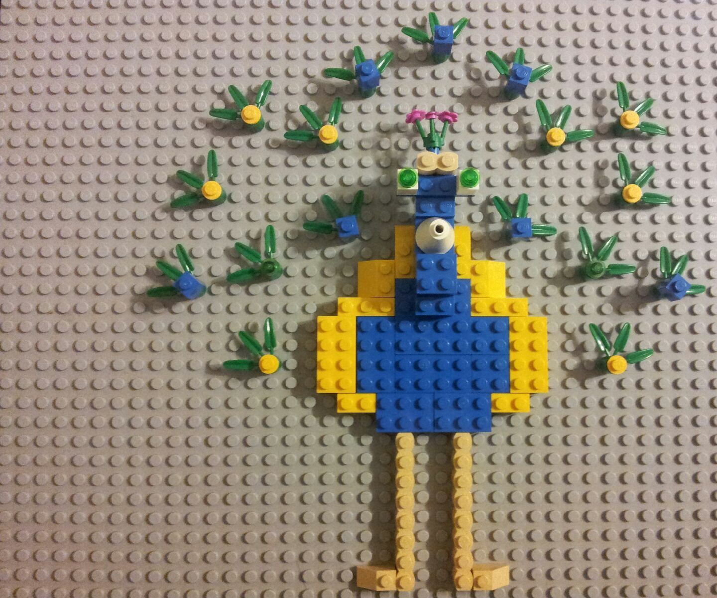 Lego Peacock Art : 4 Steps - Instructables