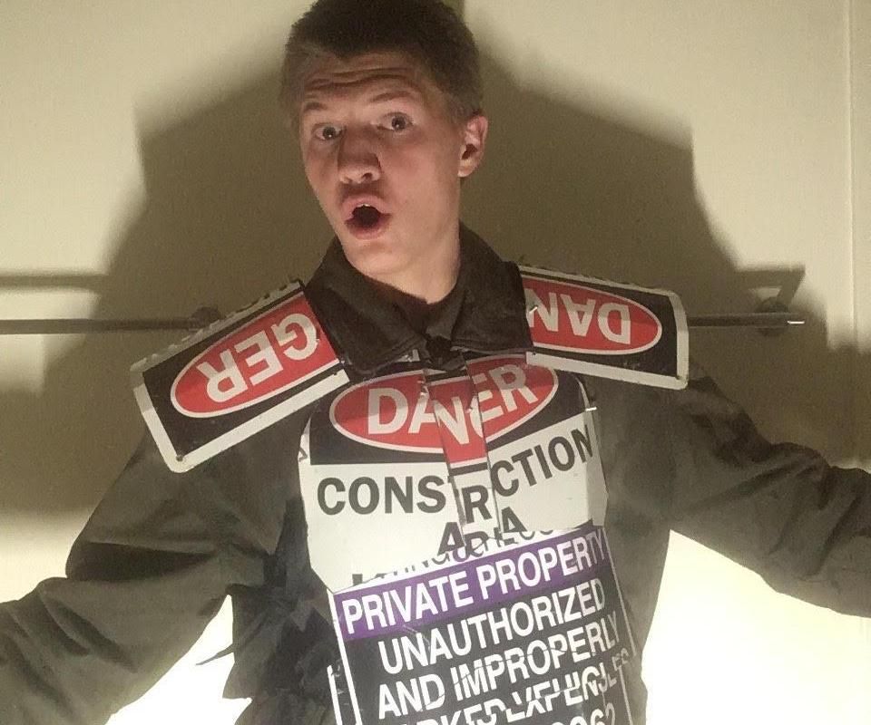 Street Sign Apocalypse Armor : 9 Steps - Instructables
