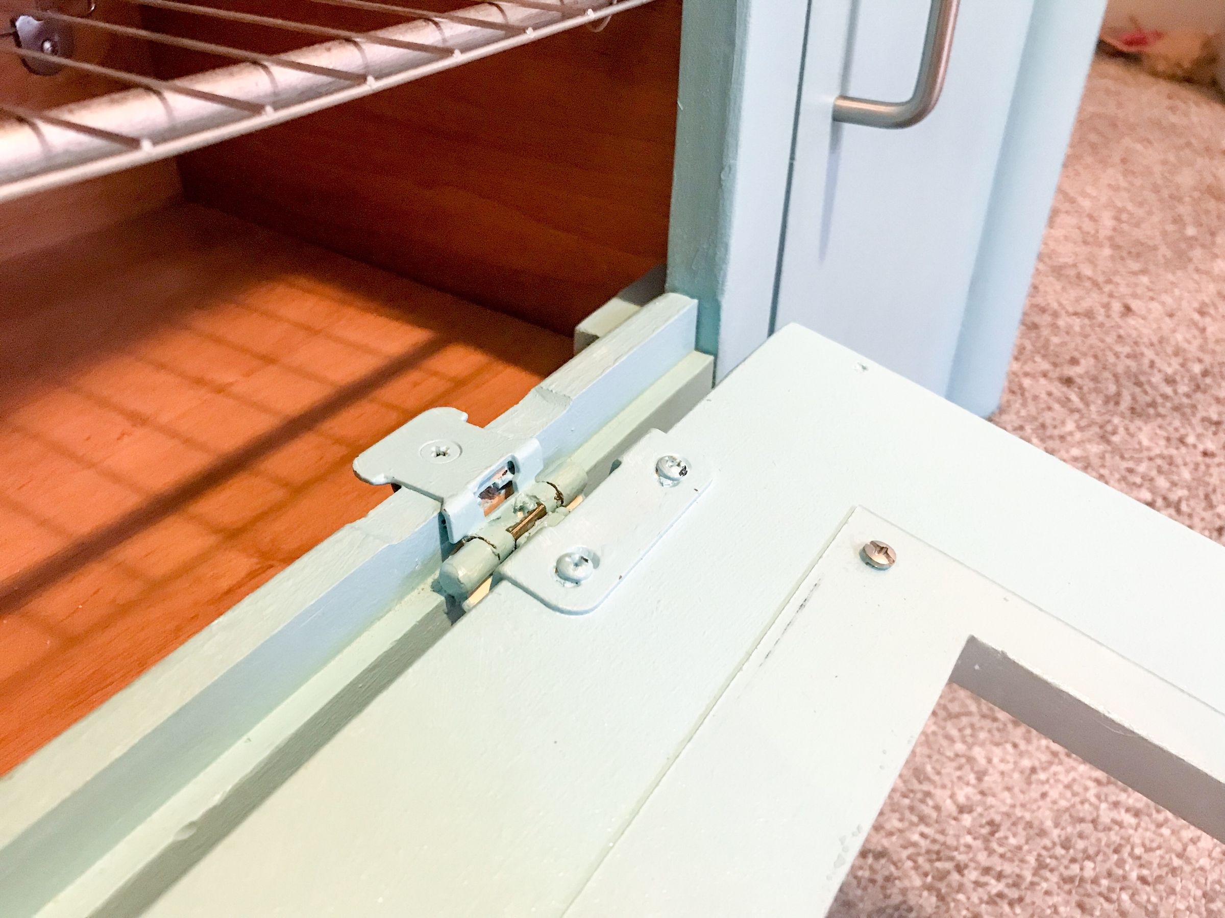 Kid Play Kitchen From an Old Computer Desk : 12 Steps (with Pictures ...