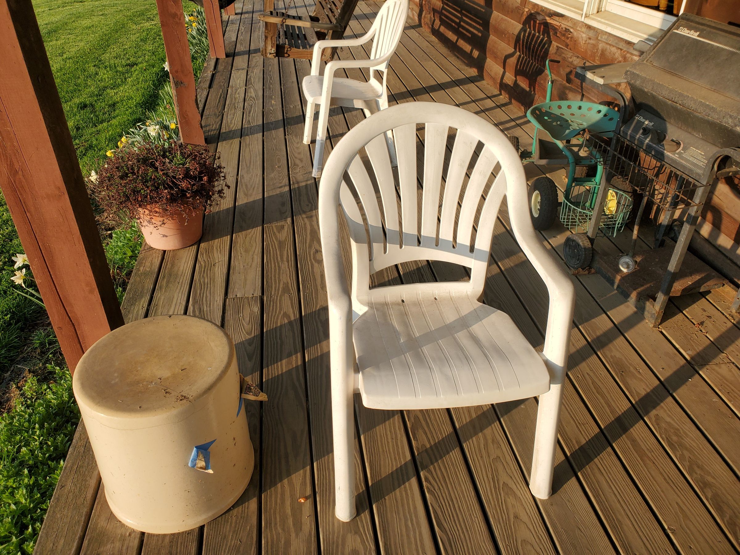 DIY: Disinfect It Yourself Sanitation Station : 7 Steps - Instructables