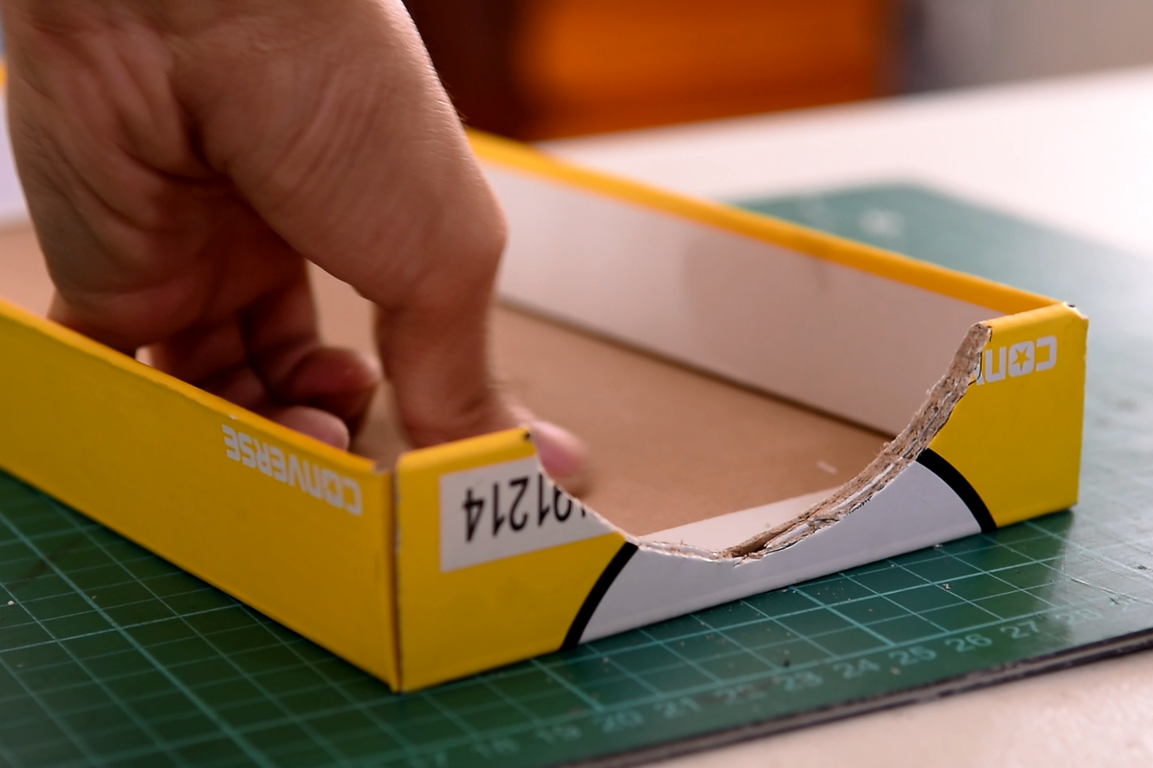 Build a Smartphone Projector With a Shoebox : 17 Steps (with Pictures ...