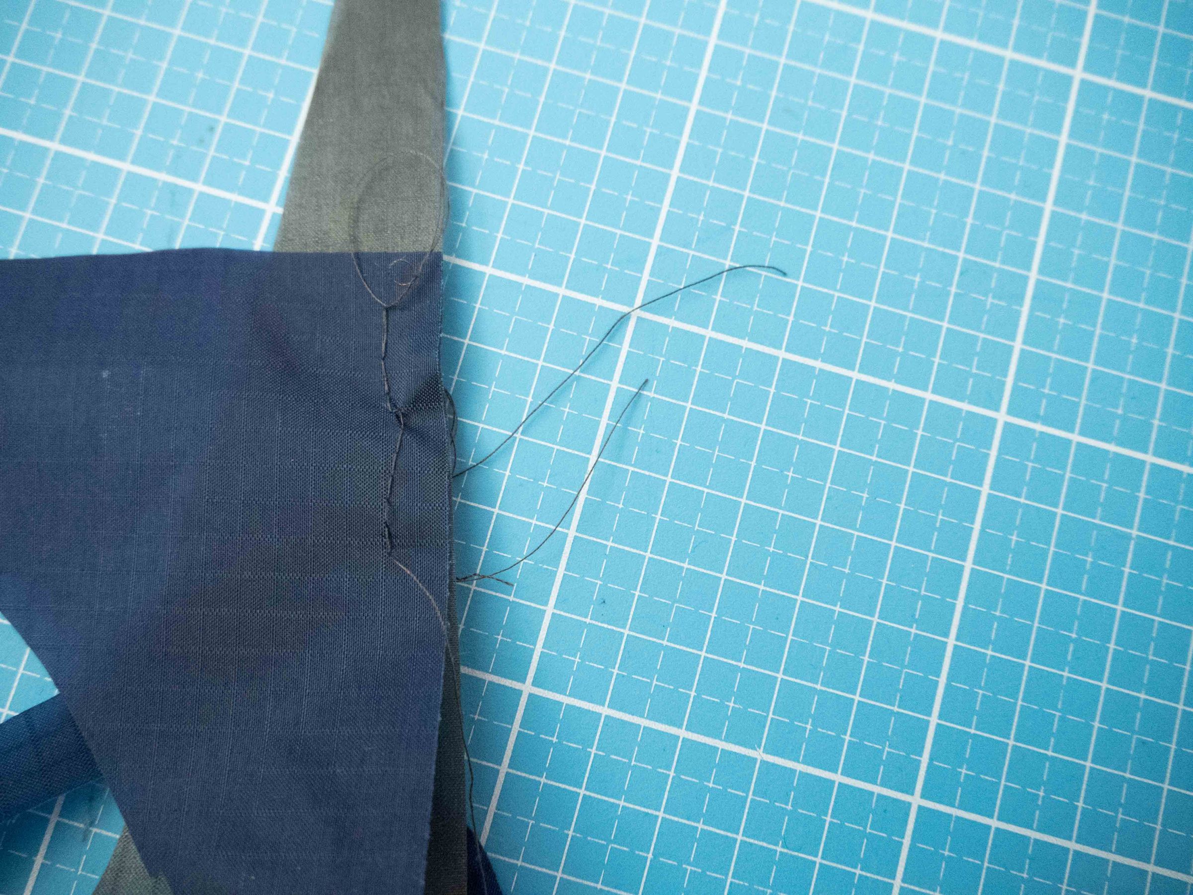 Ultralight Foldable Backpack : 11 Steps (with Pictures) - Instructables