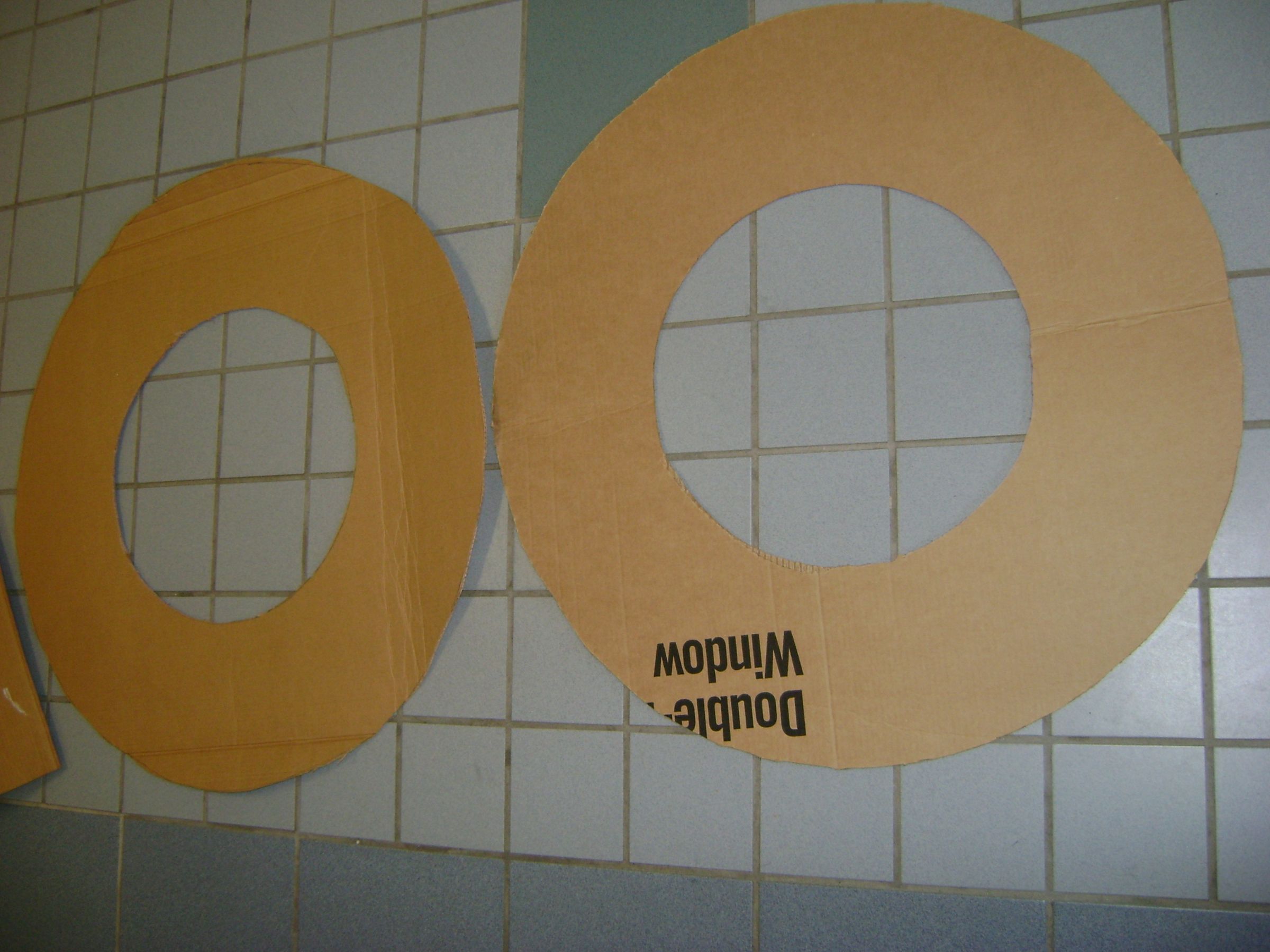 Large Lovely Life Preserver Cardboard Costume! : 6 Steps - Instructables