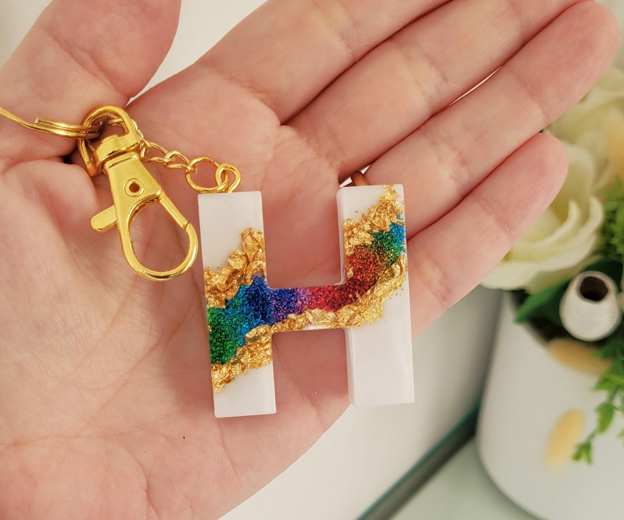 UV Resin Rainbow Keychain : 5 Steps (with Pictures) - Instructables