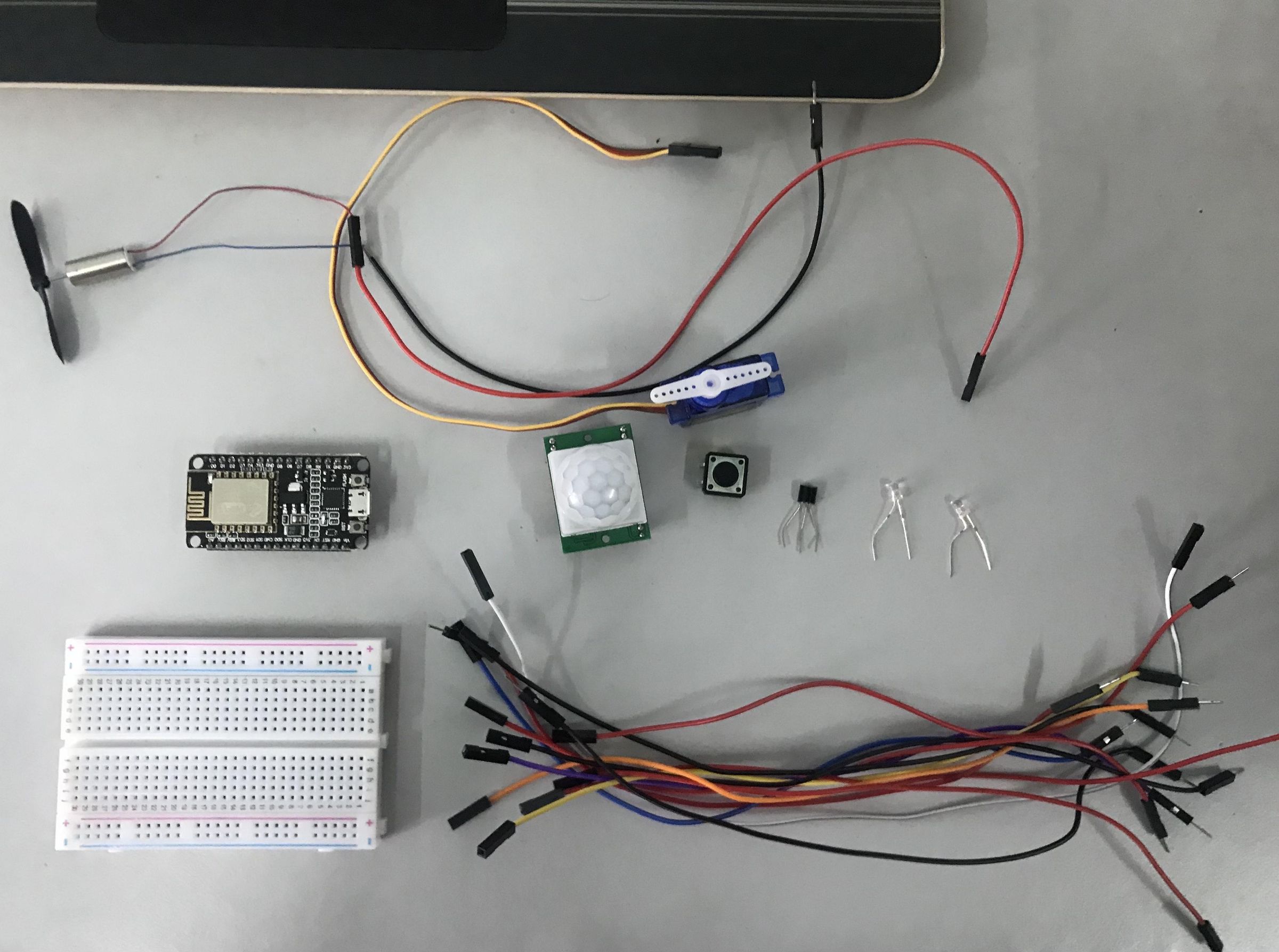 NodeMCU ESP8266: Home Automation System With Sensors and MIT App ...