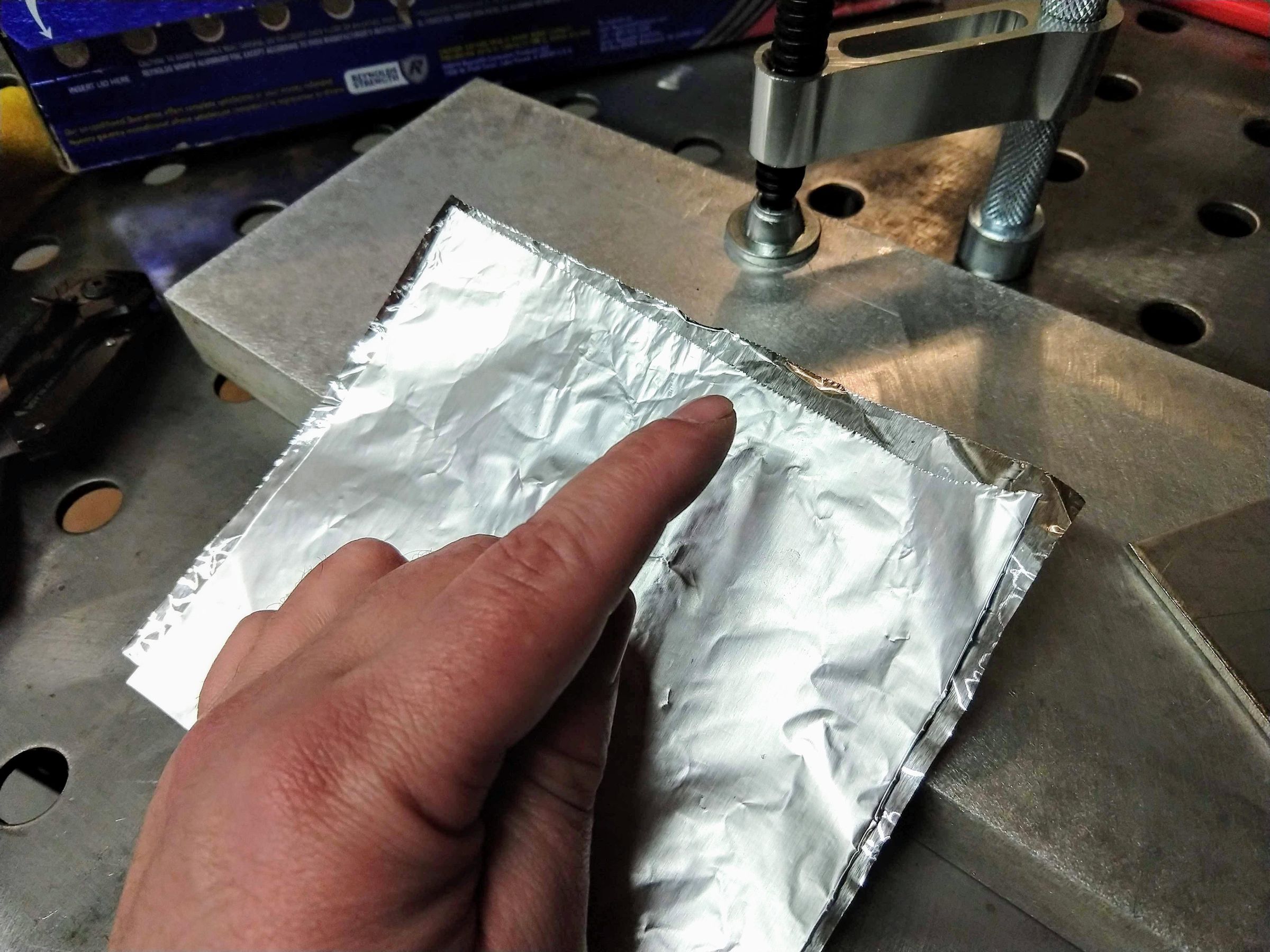 How to Weld Tin Foil : 4 Steps (with Pictures) - Instructables