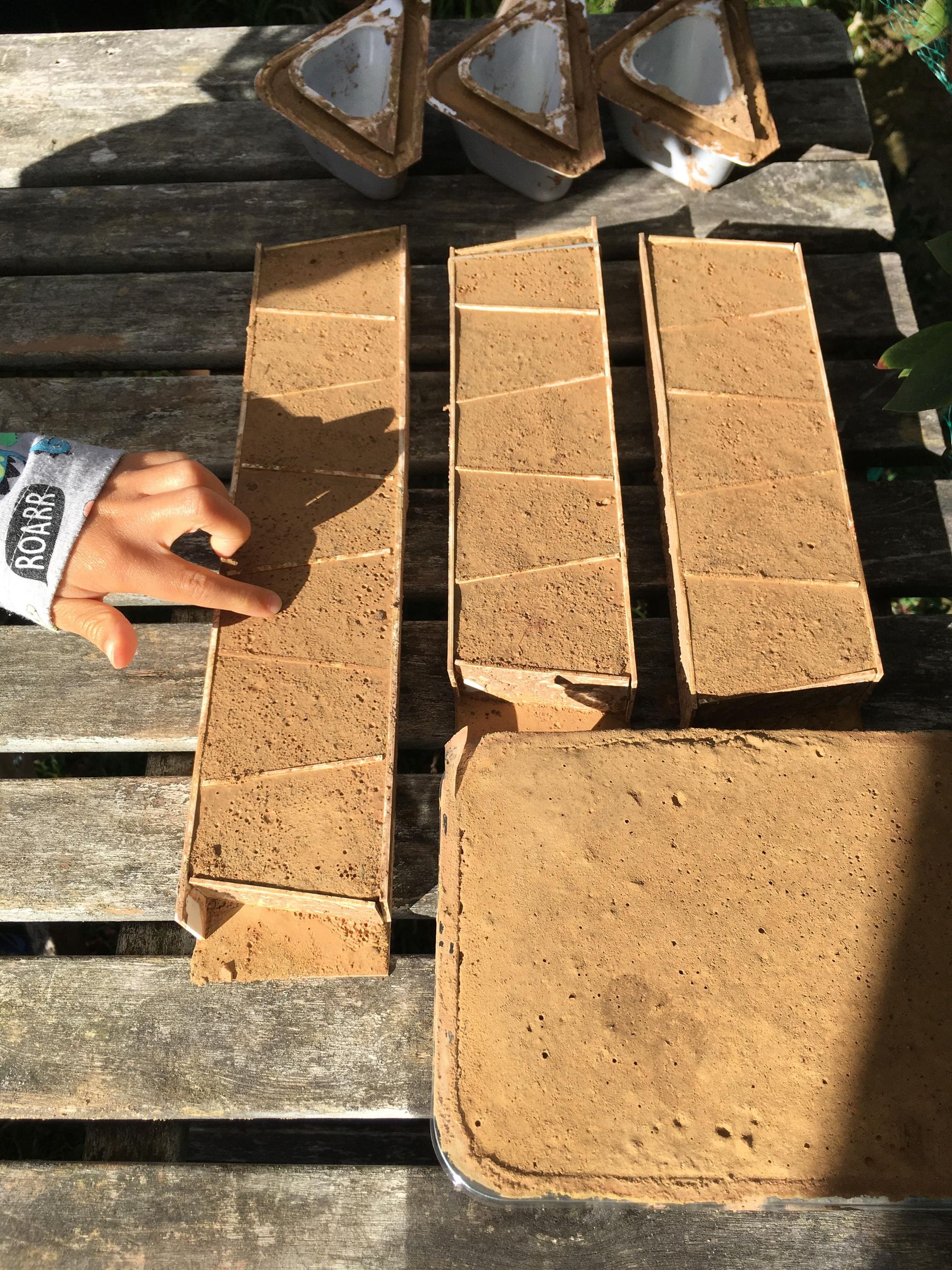 Mini Concrete Blocks - All Weather Building! : 17 Steps (with Pictures ...