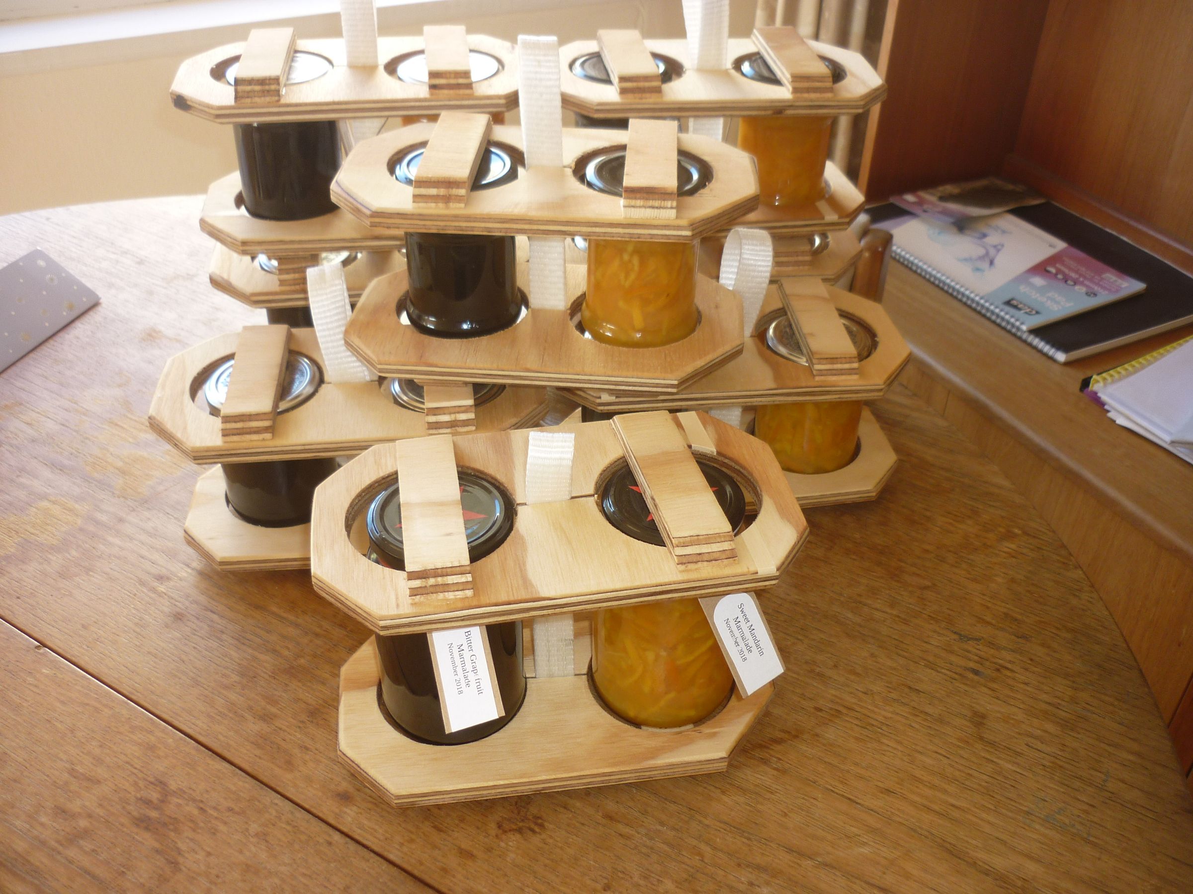 Gift Boxes for Home-made Jam : 6 Steps (with Pictures) - Instructables