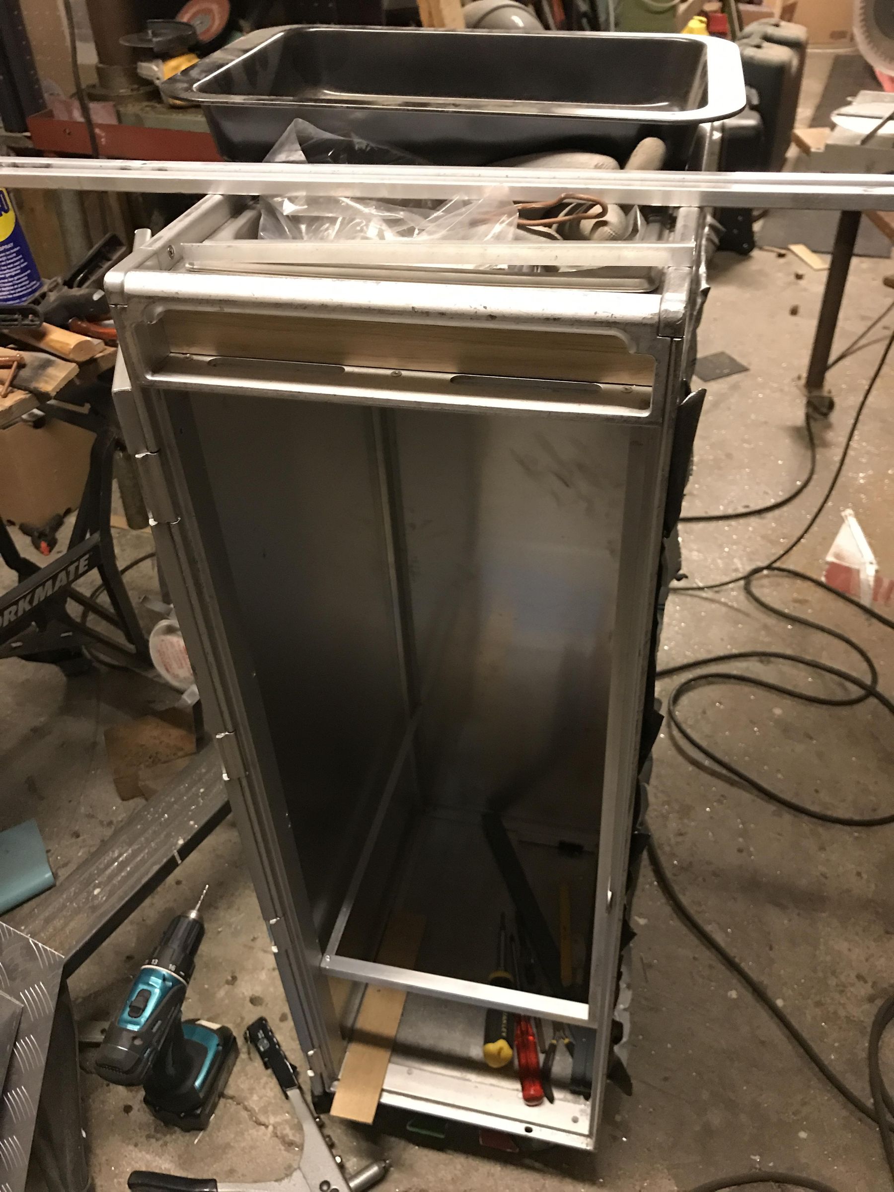 Aviation Trolley Barbecue Smoker With a Twist : 4 Steps (with Pictures ...