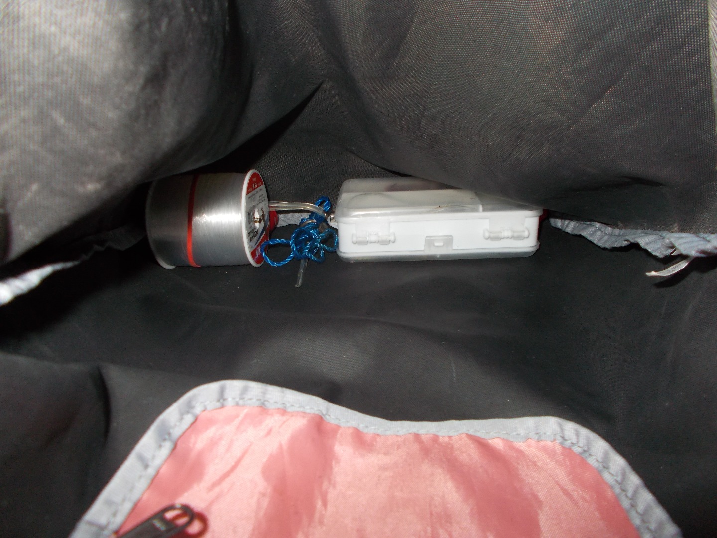 (Apocalypse) Survival Backpack : 10 Steps - Instructables