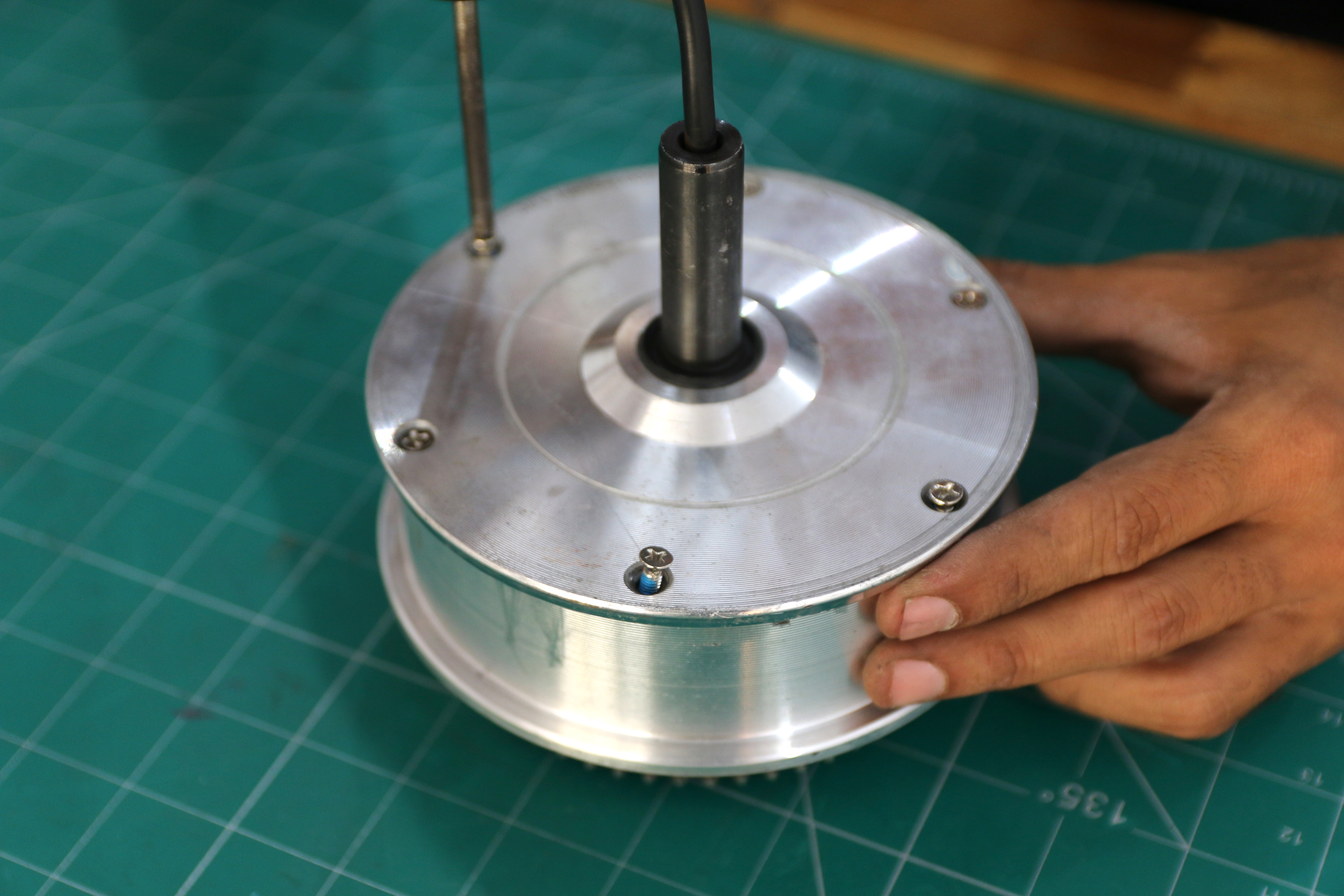 DIY Miniature Gasoline Generator : 10 Steps (with Pictures) - Instructables