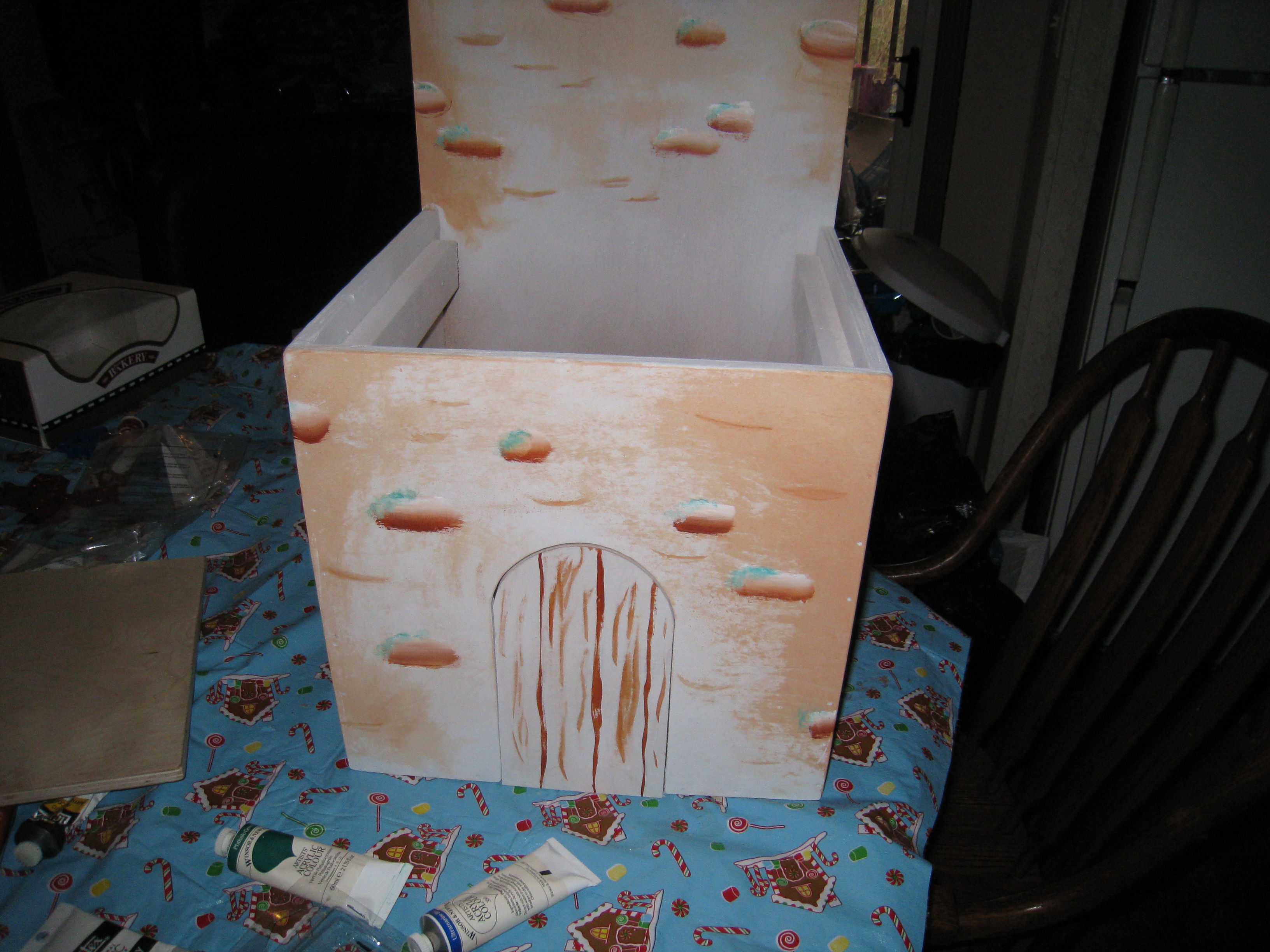 Toadstool Castle Toybox Chair Playset : 3 Steps - Instructables
