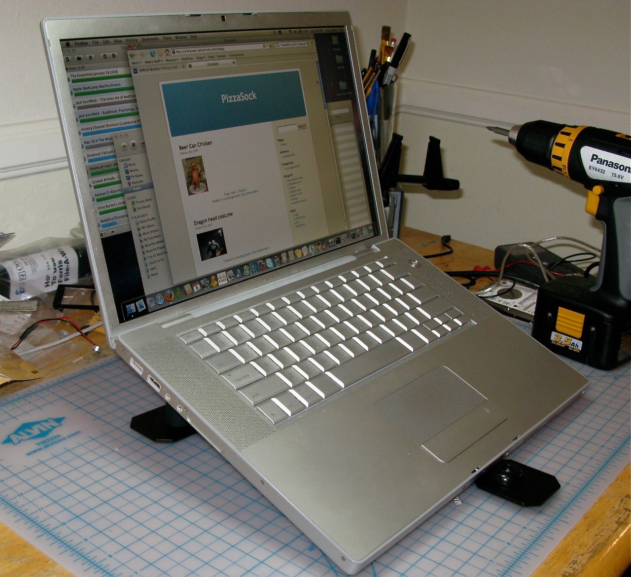 The 10 Minute Laptop Stand : 5 Steps (with Pictures) - Instructables