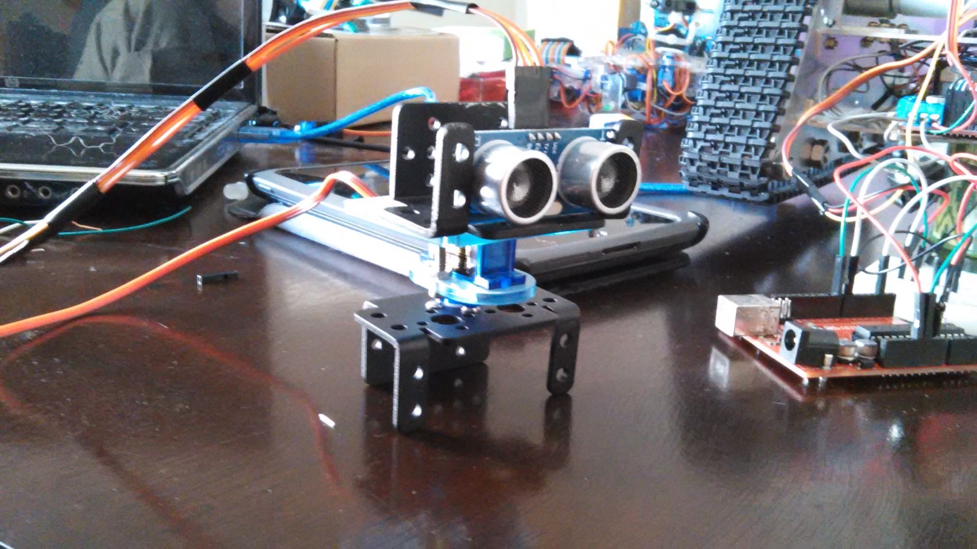Autonomous Tank W/ Robotic Arm(Arduino, Bluetooth) : 8 Steps ...