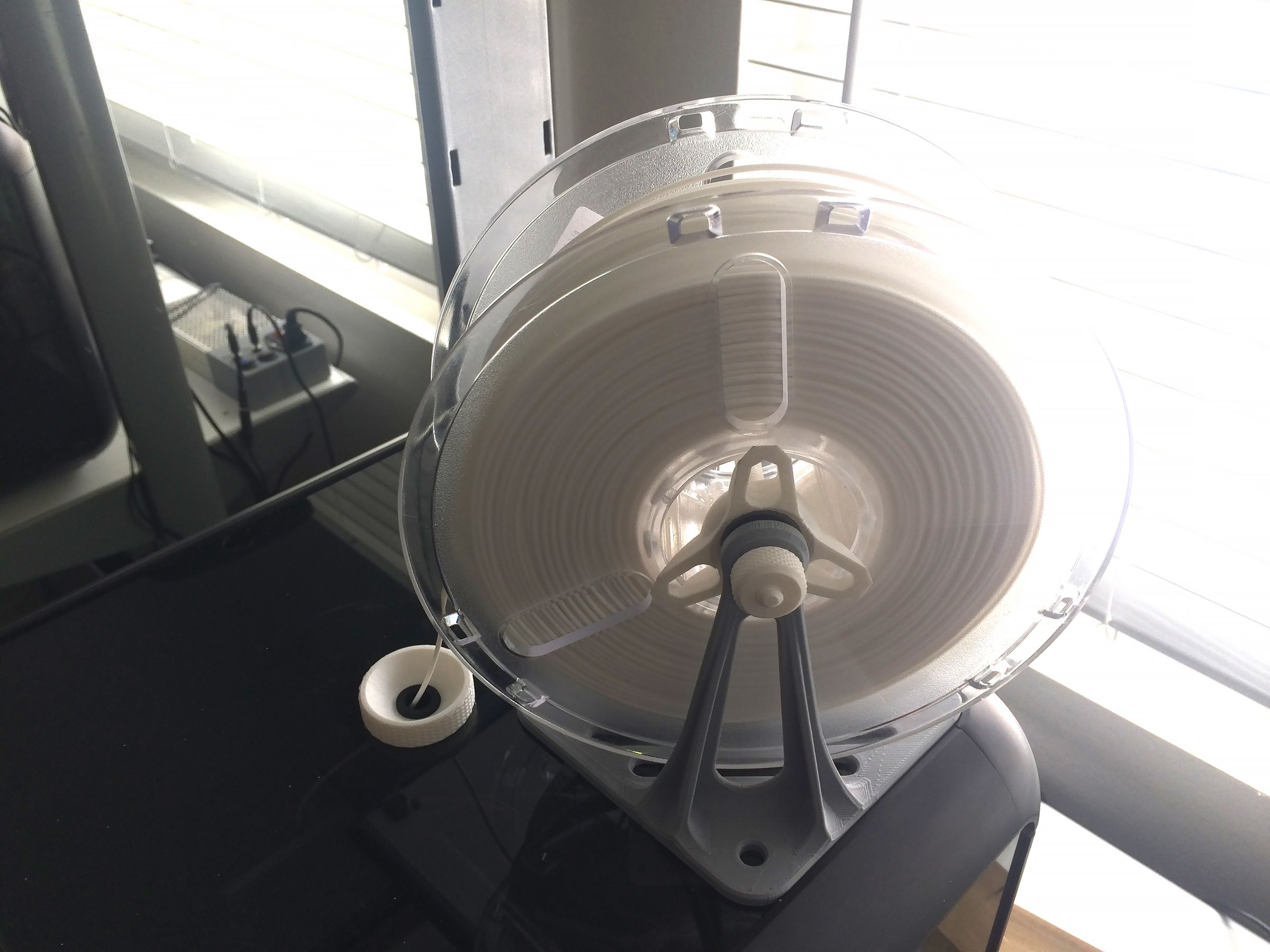 Spoolholder for Small Print Beds : 4 Steps (with Pictures) - Instructables