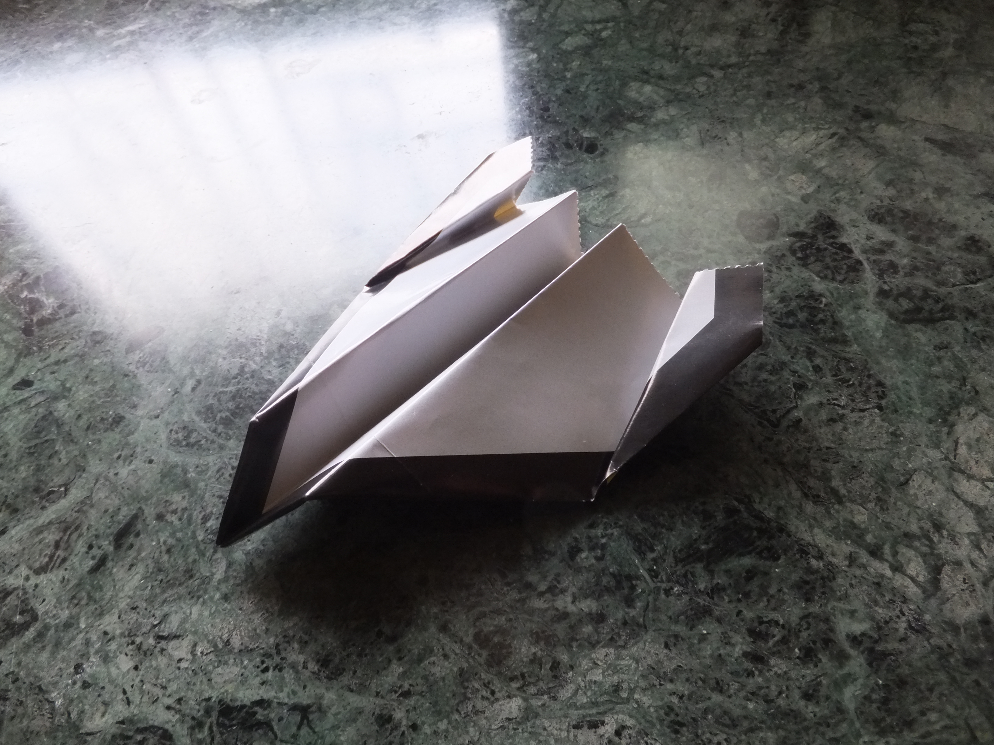 How to Make 10 Awesome Paper Airplanes! : 13 Steps - Instructables