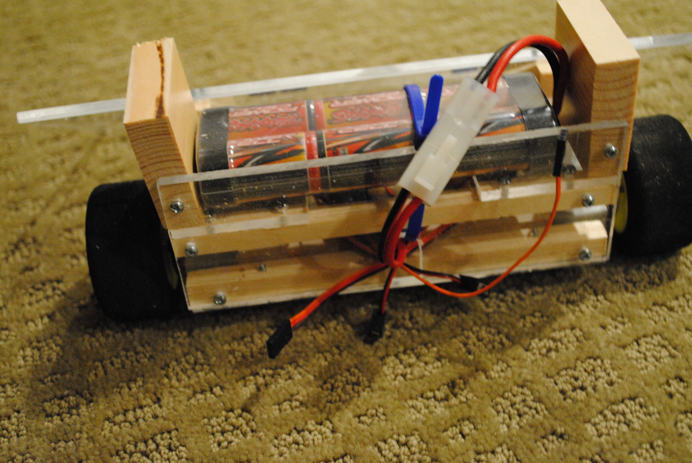 How to Make a Sumo Bot (Science Olympiad 2011 Rules) : 14 Steps (with Pictures) - Instructables