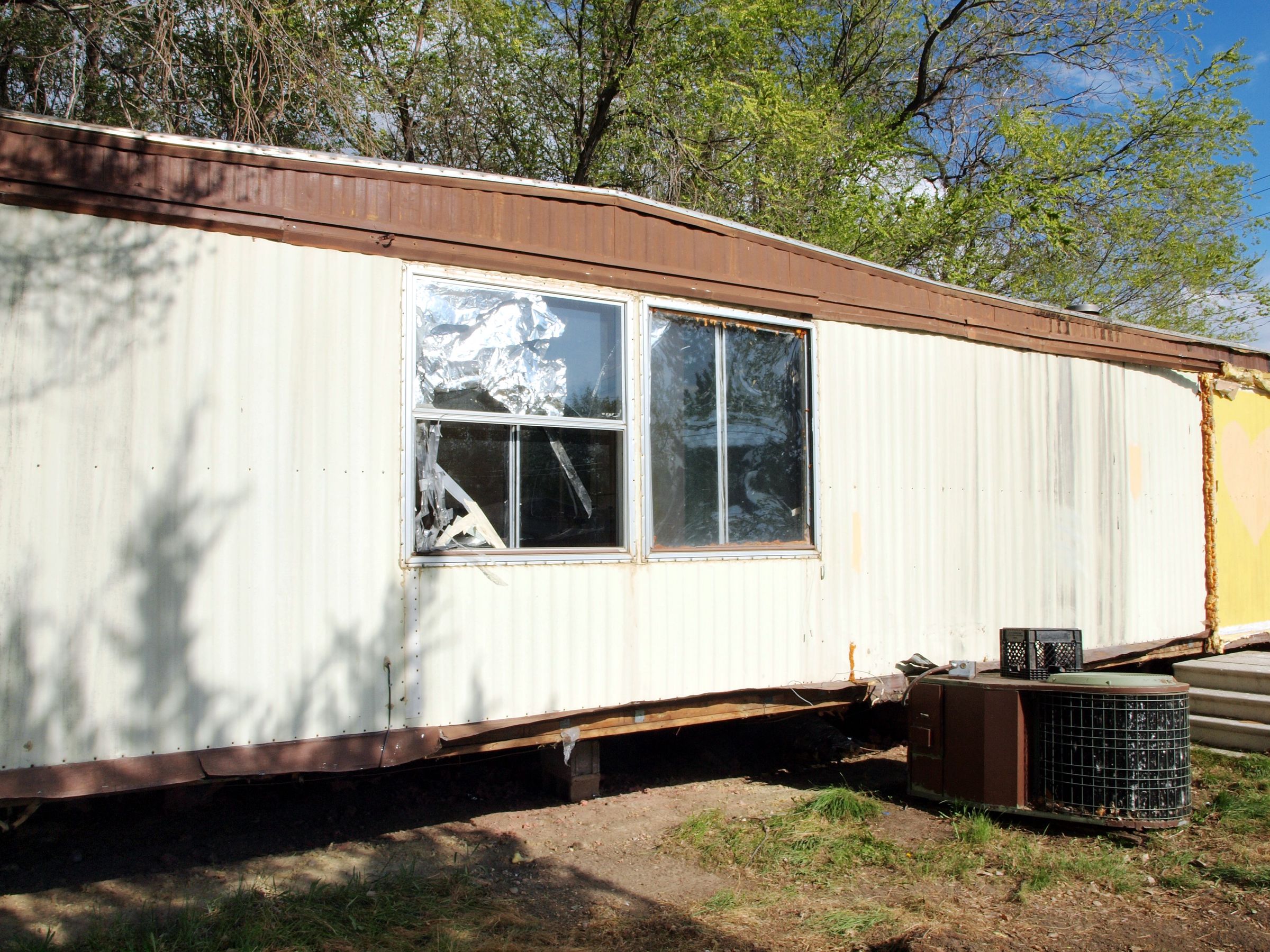 Turning a Trashed Mobile Home Into a Shop : 20 Steps (with Pictures ...