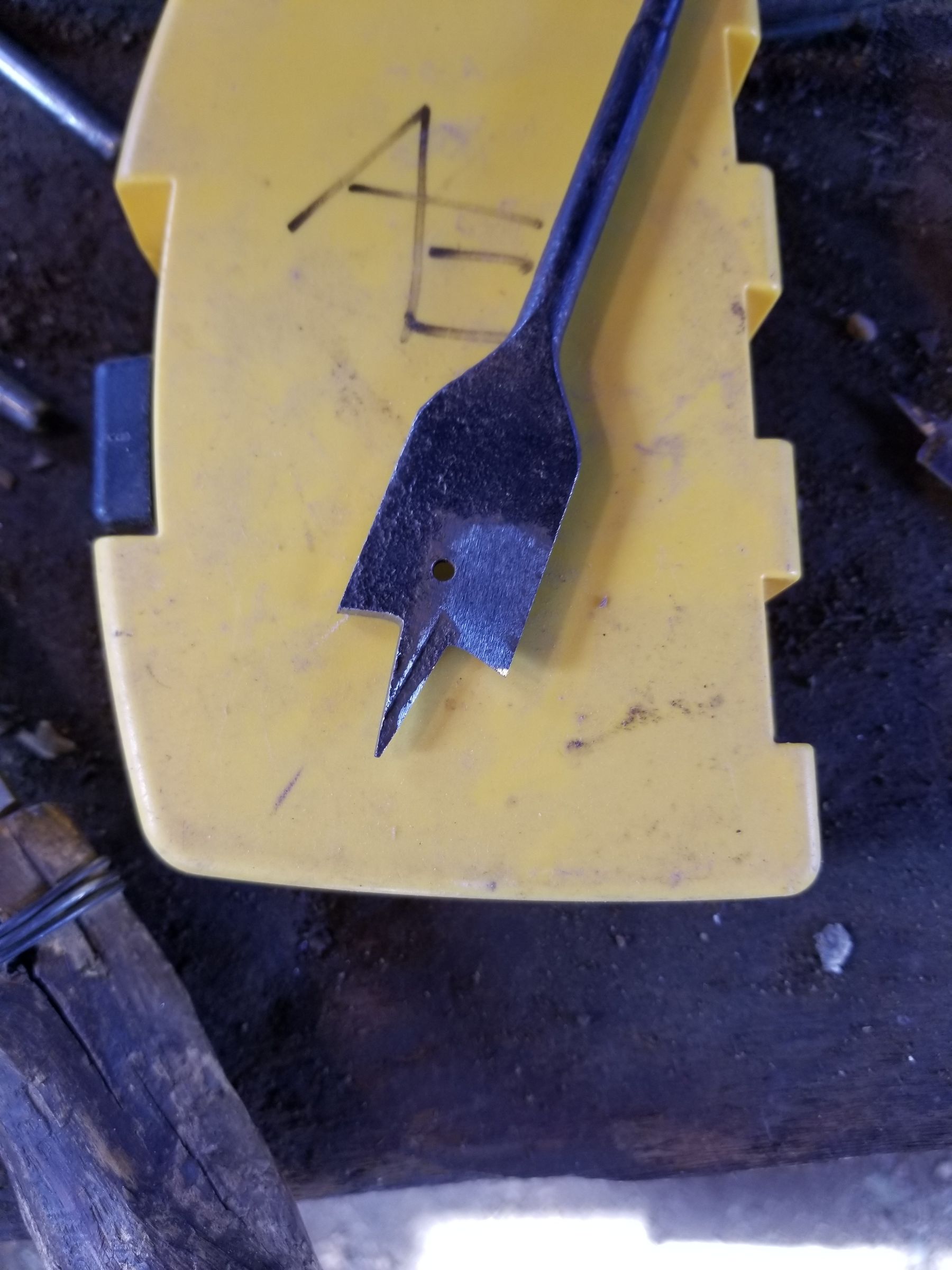 Repair/ Sharpen and Modify Spade Bits : 3 Steps - Instructables