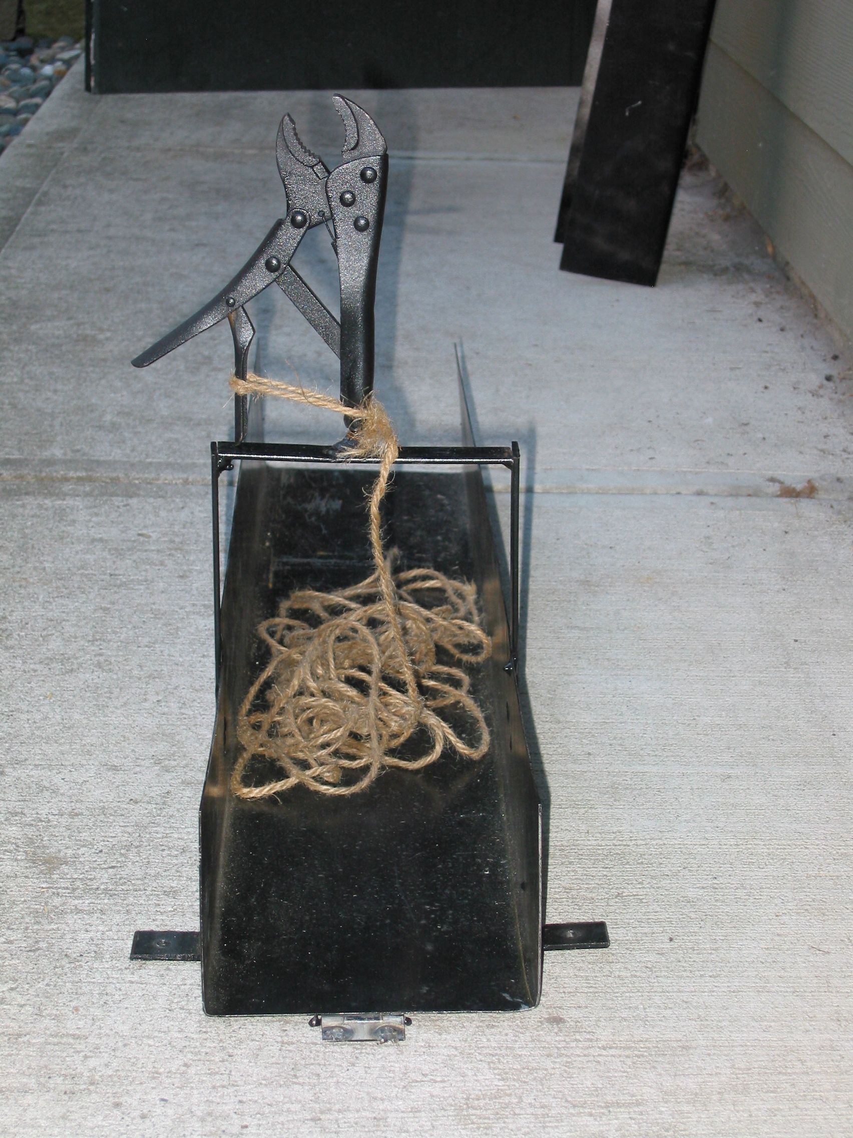 Make a Mid-sized (disassemblable) Steel Trebuchet : 15 Steps ...
