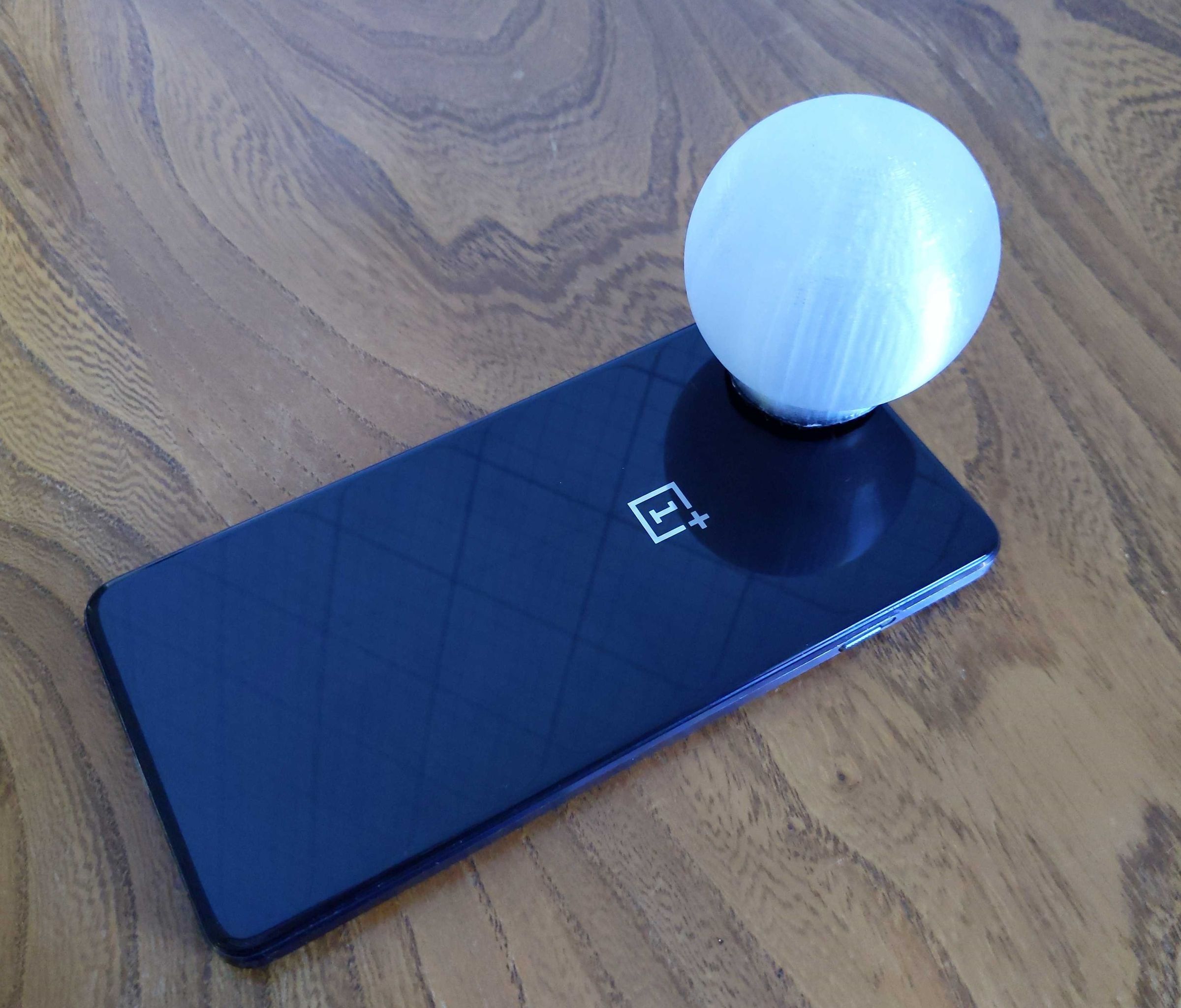 Turn Your Phone Into a Lamp With a 3D Printed Bulb : 3 Steps (with ...