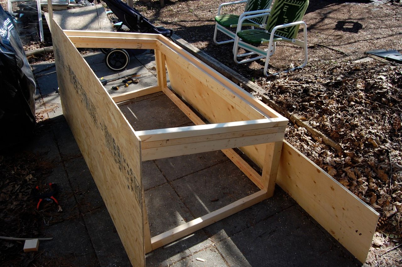 Build a Cold Frame Using Old Windows : 12 Steps (with Pictures ...