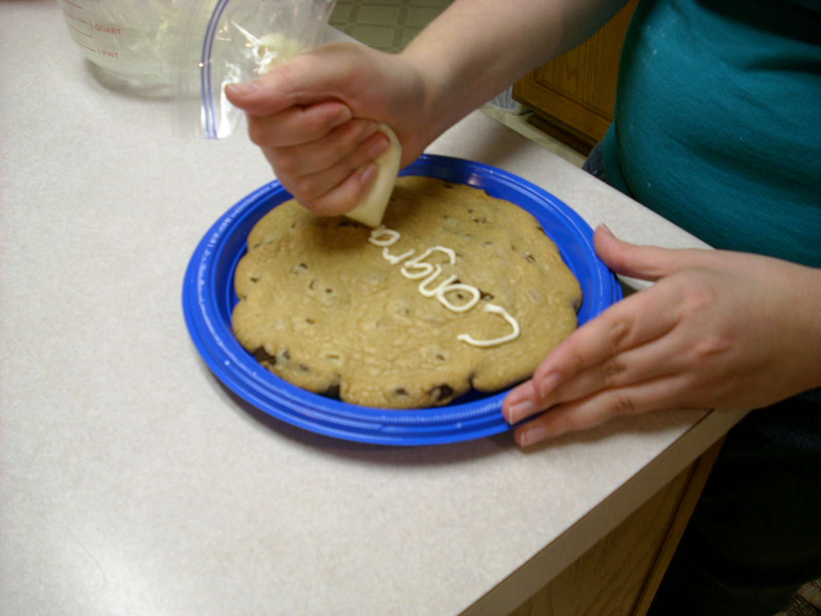 Making a Cookie Cake : 29 Steps - Instructables