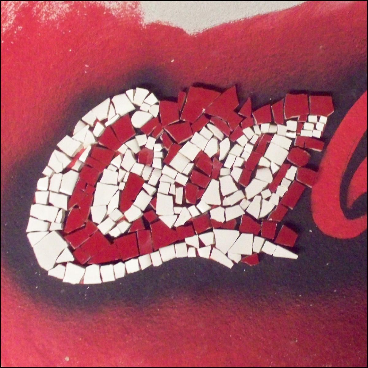 Make a Coca Cola Mosaic Table : 17 Steps (with Pictures) - Instructables