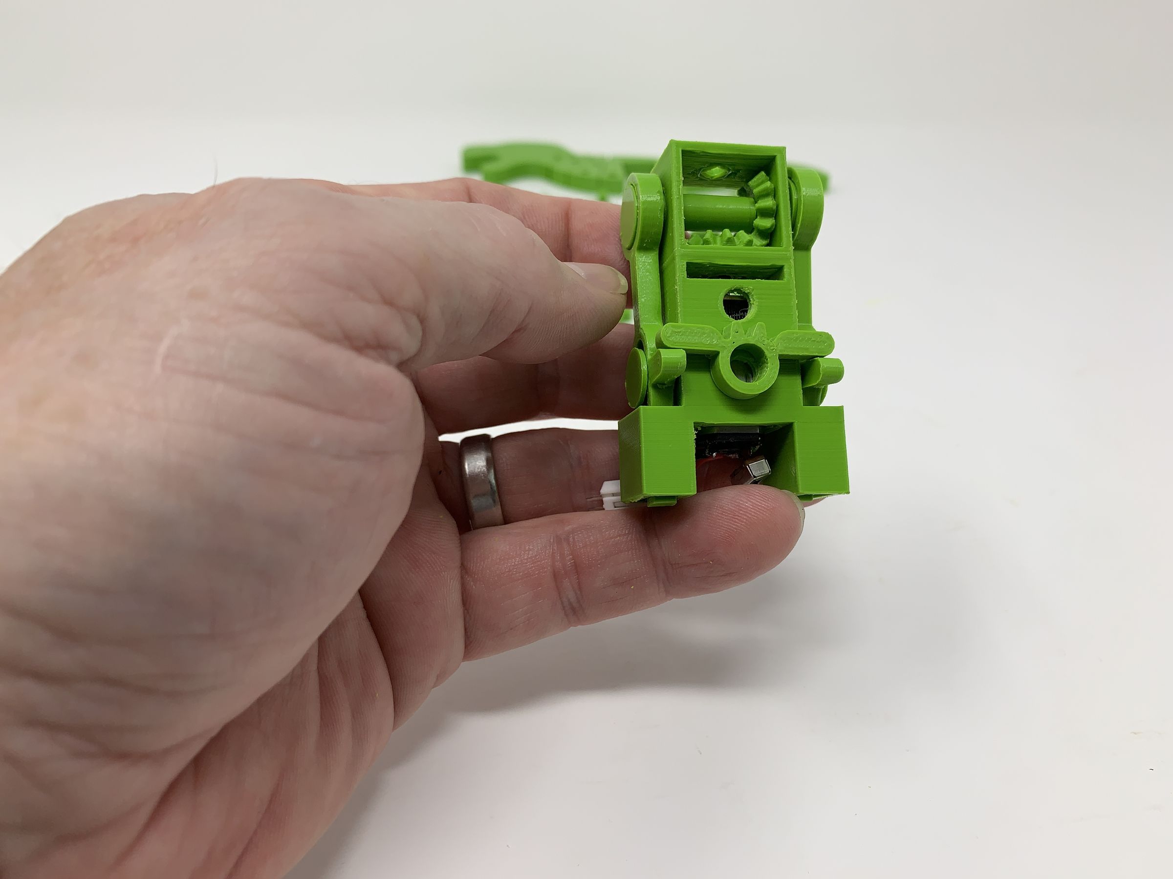 Motorized, Articulated T Rex(ish) Pin Walker : 7 Steps (with Pictures) - Instructables