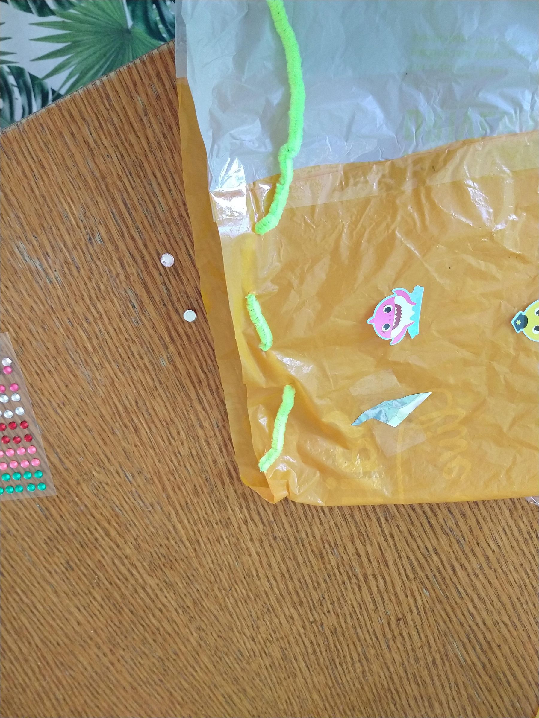Windsock From Grocery Bags : 5 Steps - Instructables