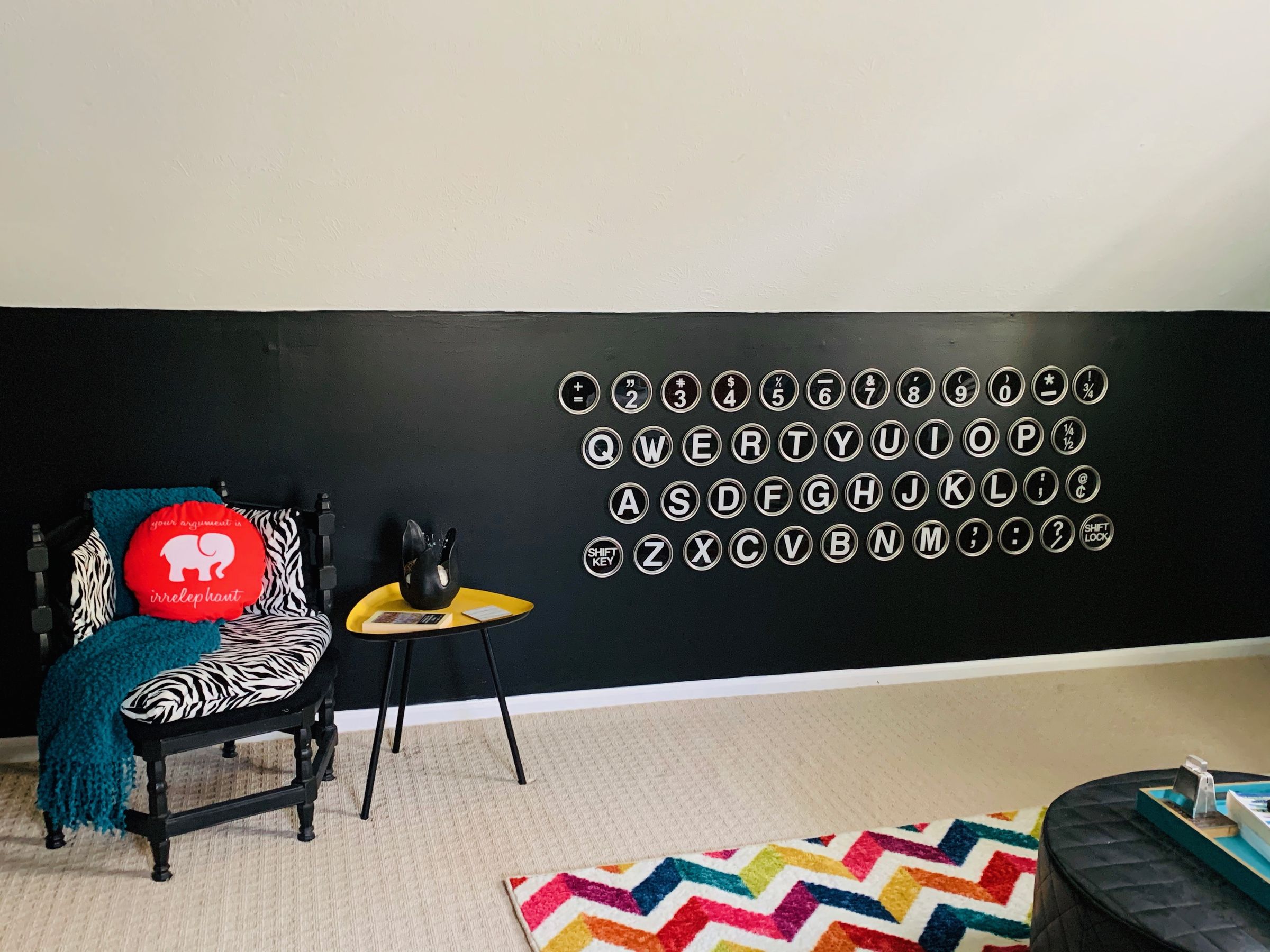Make a Typewriter Keyboard Wall With Paper + Resin! : 7 Steps (with ...