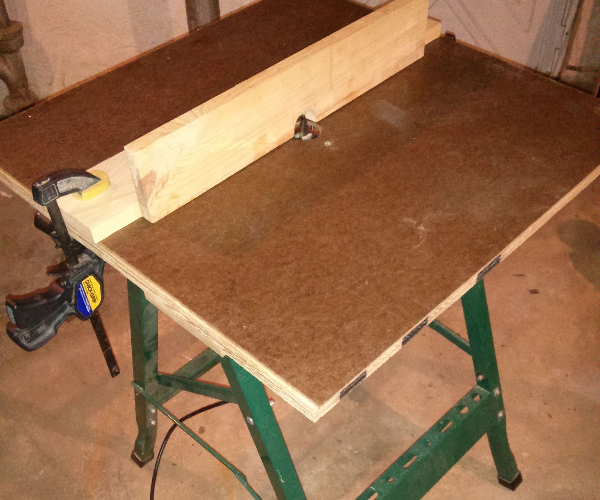 Work Bench Router Table : 8 Steps - Instructables