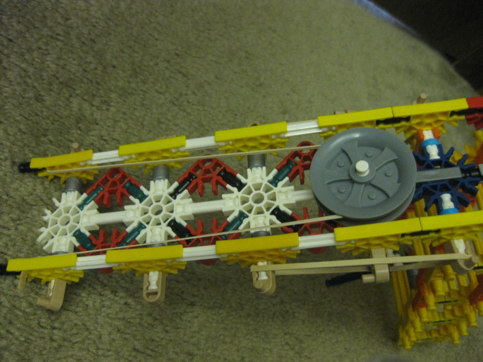 Knex Disc Launcher : 5 Steps - Instructables