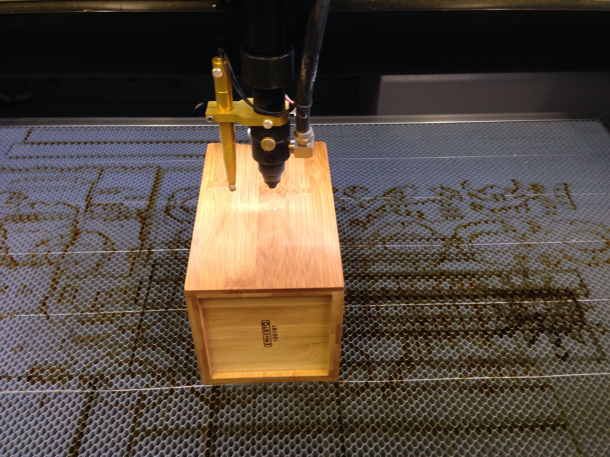 Wedding Gift - Laser Cut Utensil Caddy : 4 Steps (with Pictures ...