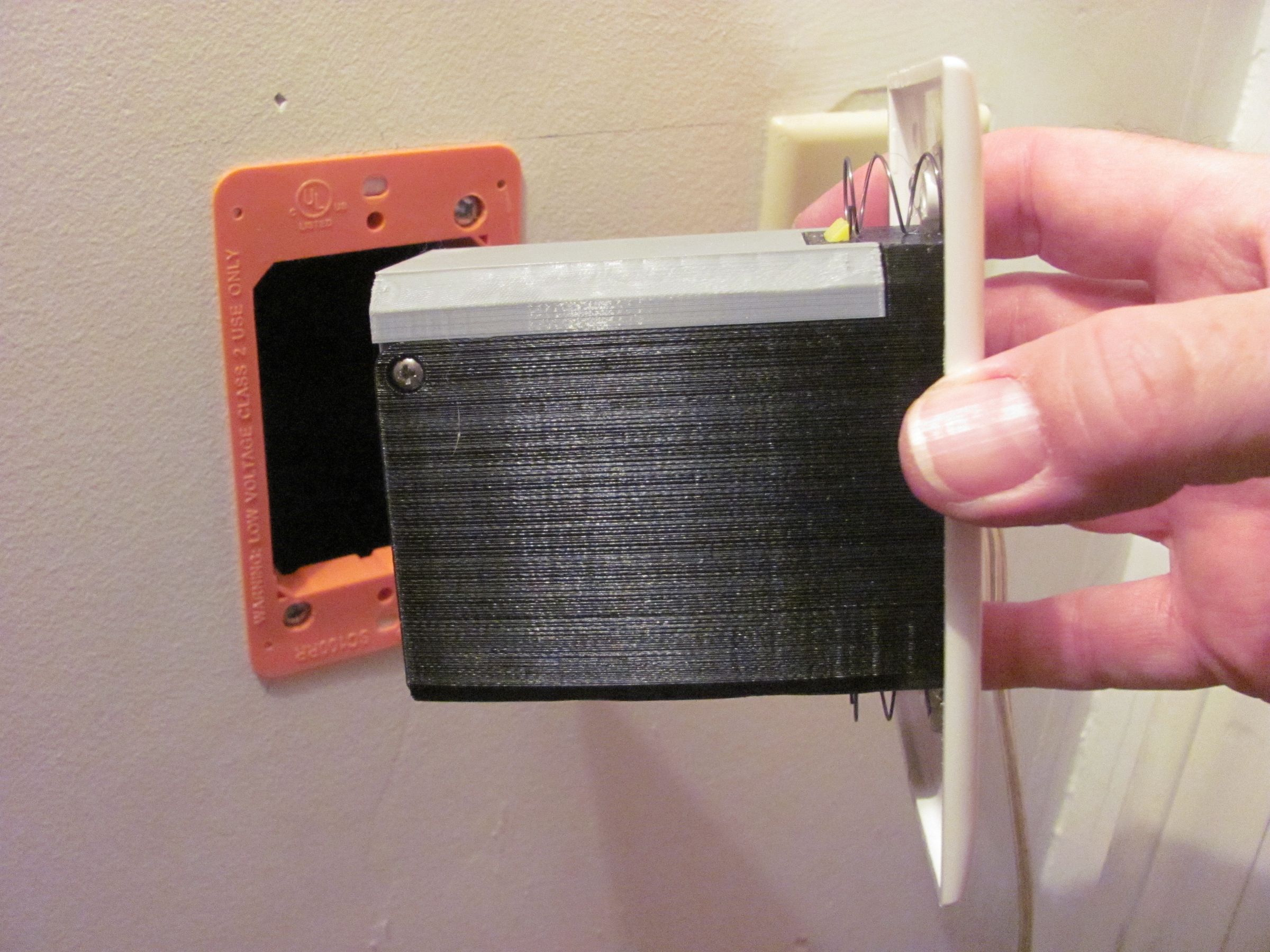 Phone Jack Secret Compartment : 7 Steps (with Pictures) - Instructables