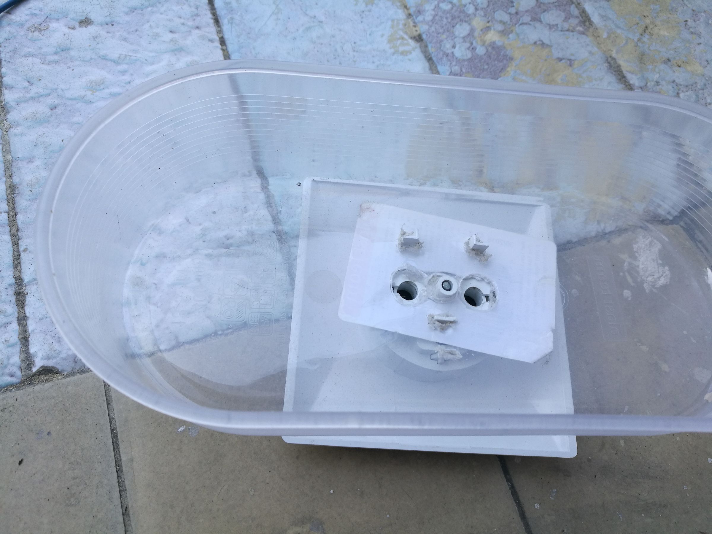 Solar Power Outlet (without Inverter) : 8 Steps - Instructables