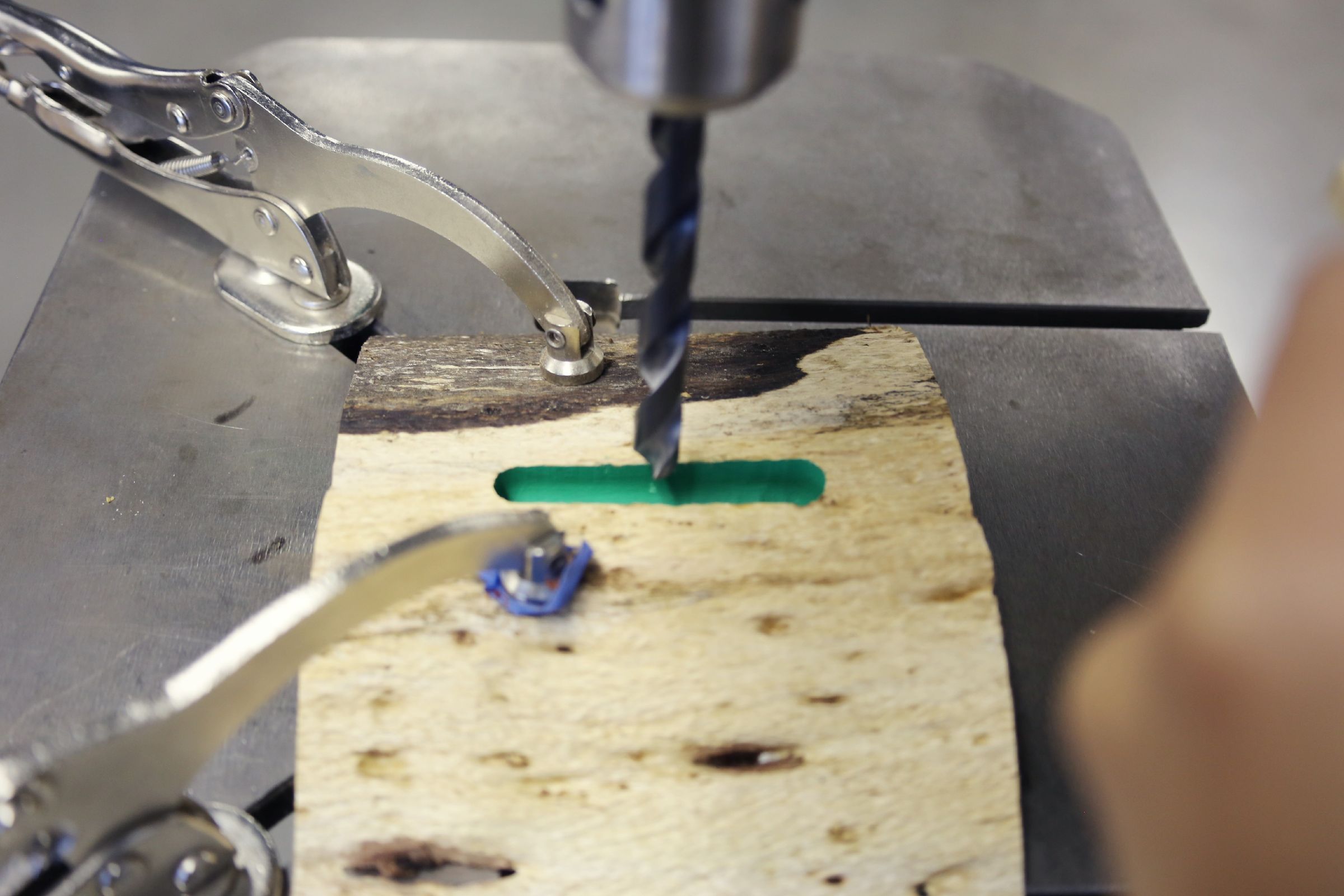 Phone Dock : 6 Steps (with Pictures) - Instructables