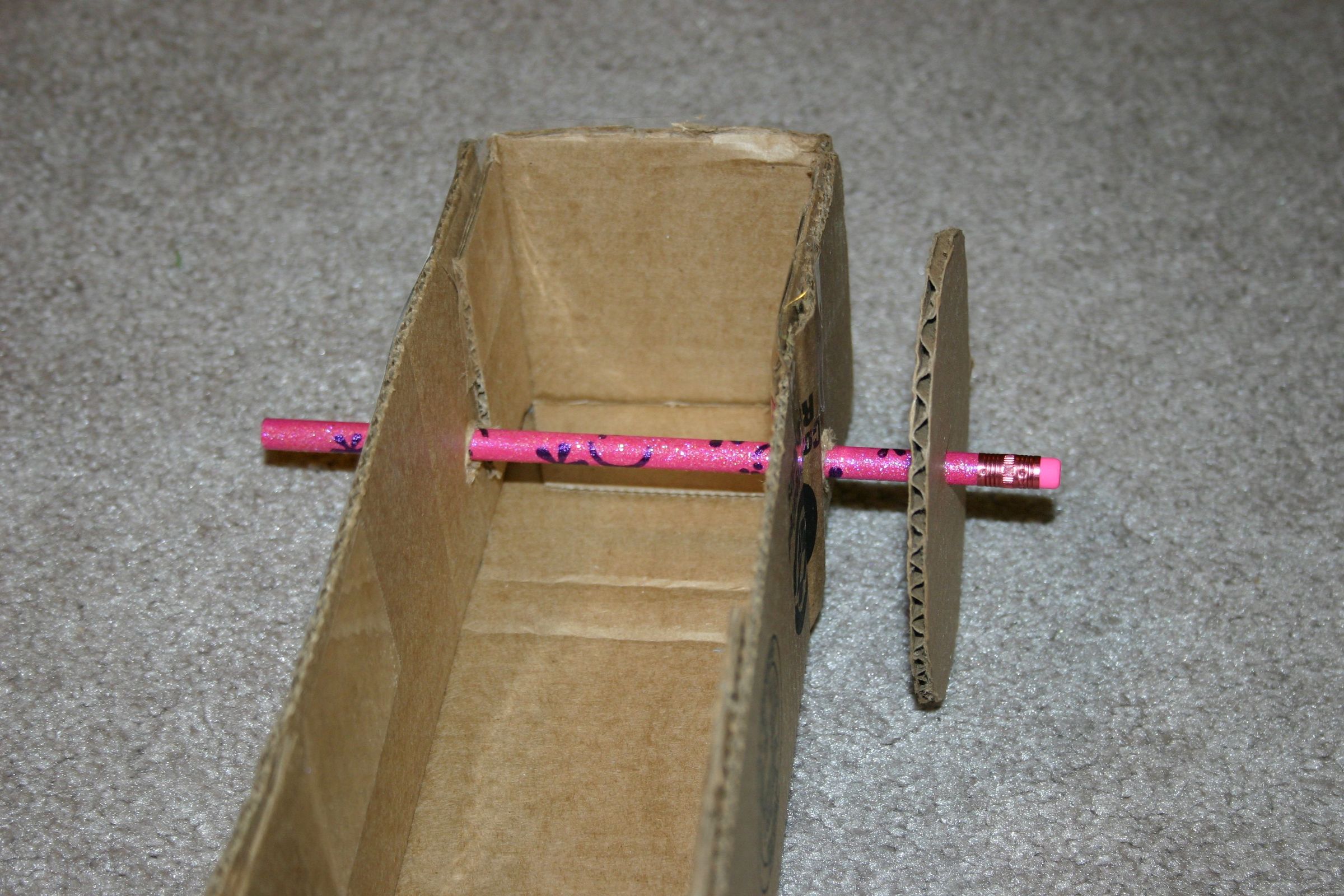 Rubber Band Powered Cardboard Car : 10 Steps - Instructables