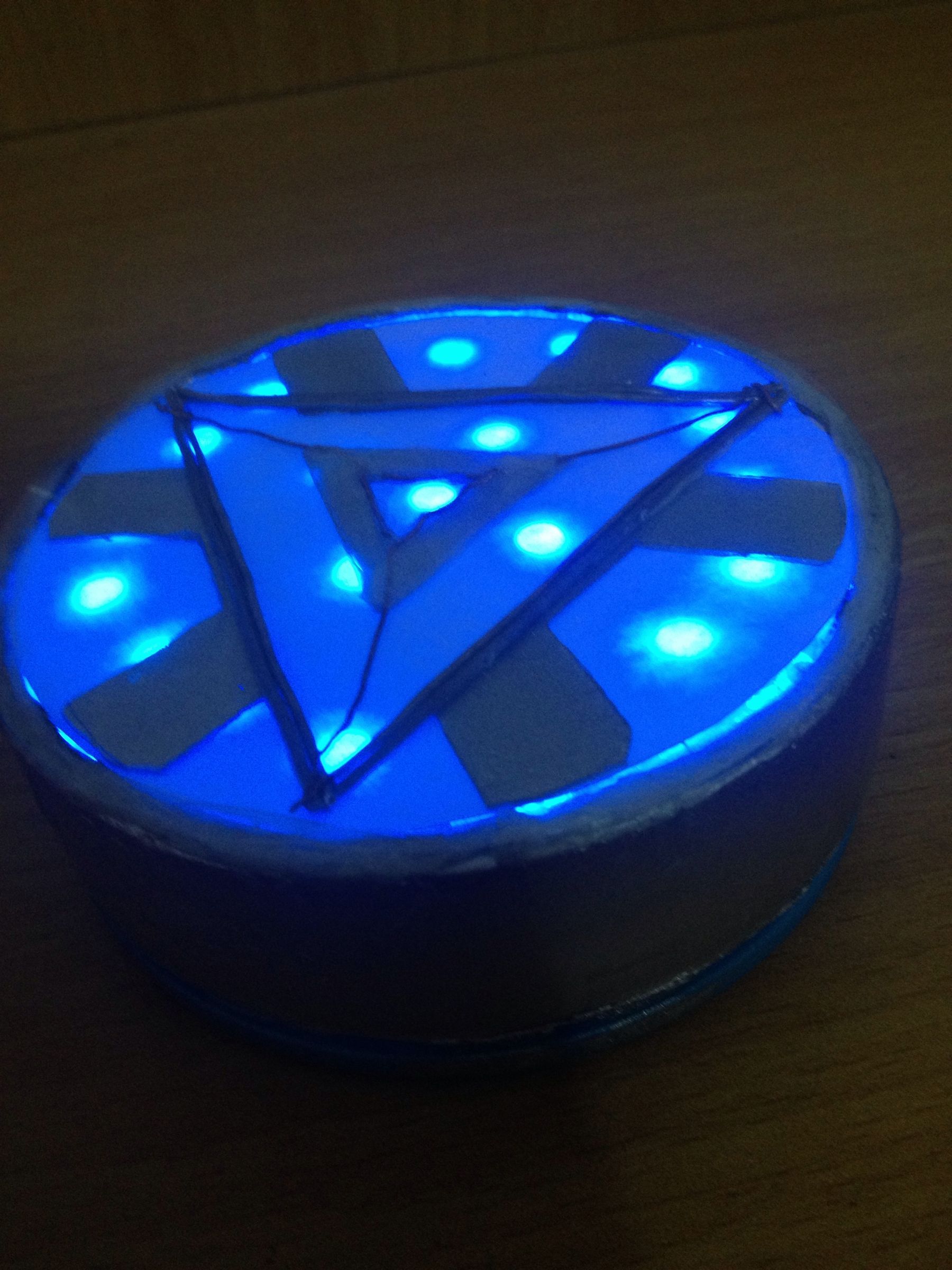 Iron Man 2 Arc Reactor : 6 Steps - Instructables